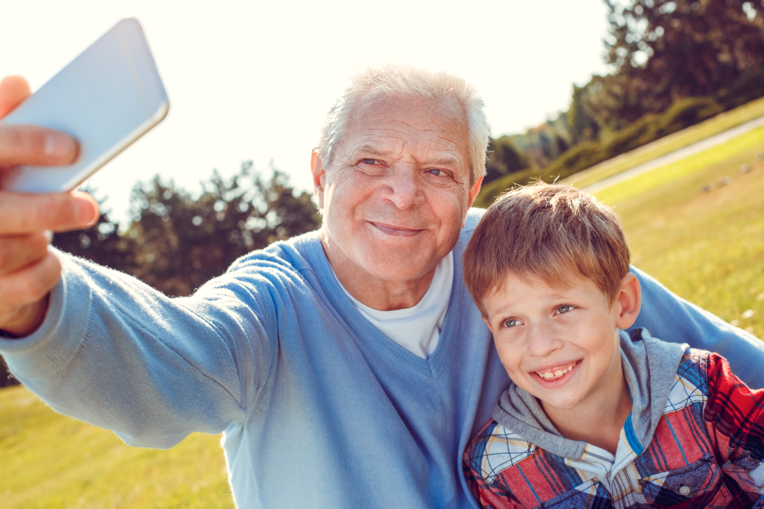 Video Showing How Gen Z, Millennials, Boomers Take Selfies Loved by 2 ...