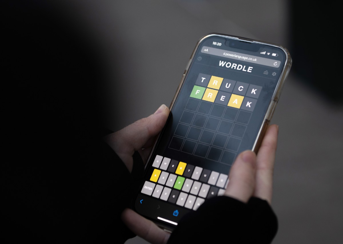 'Wordle' #988 Clues, Tips and Answer for Sunday, March 3 Puzzle - Newsweek