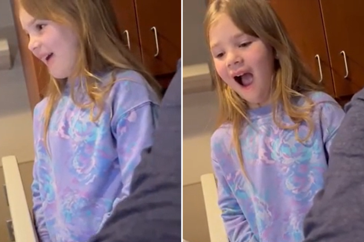 Mom Who Let Daughter 7 Watch Her Give Birth Says It Left Her In True