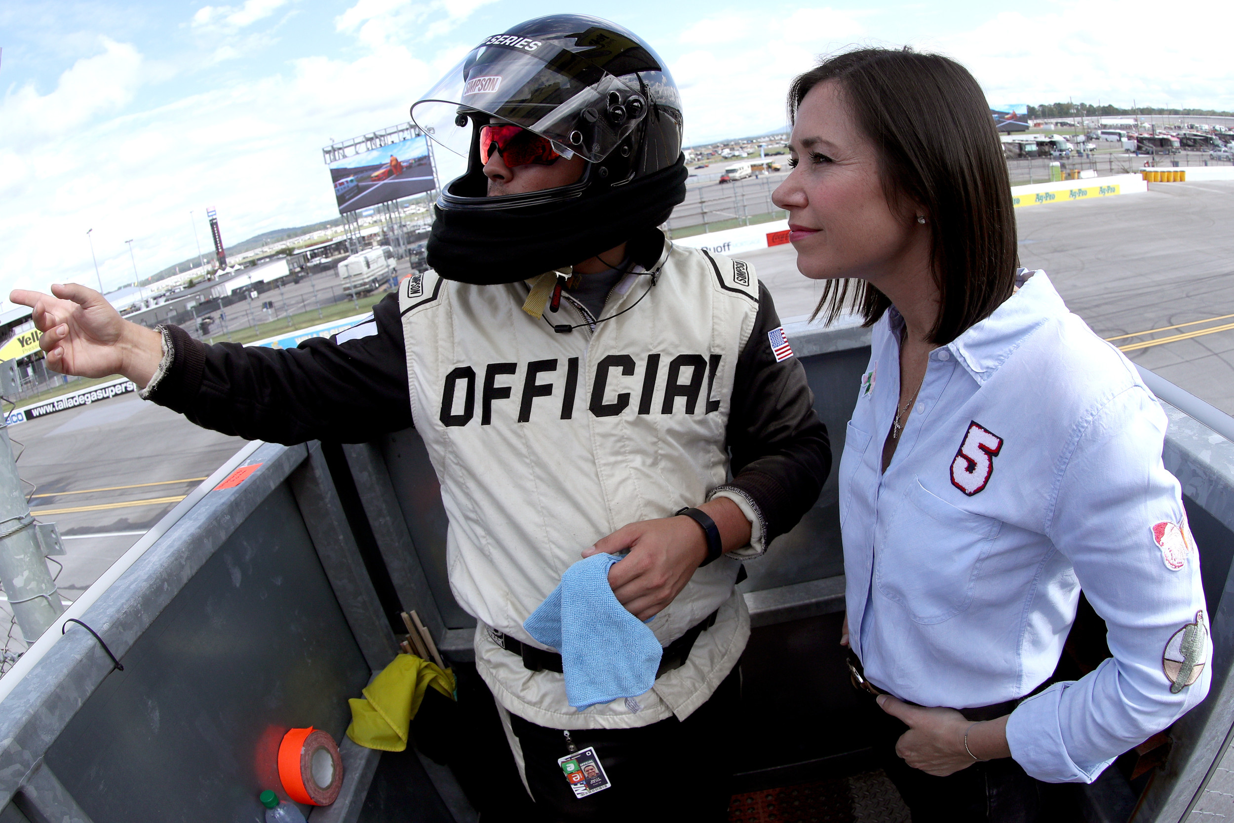 Moms Are in Crisis. The GOP Wants to Keep Them There | Opinion - Newsweek