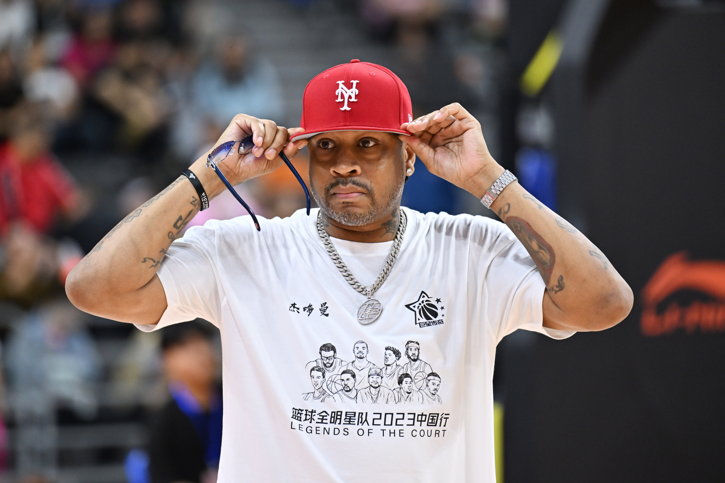 Sports World Reacts to Comically Small Allen Iverson Statue - Newsweek