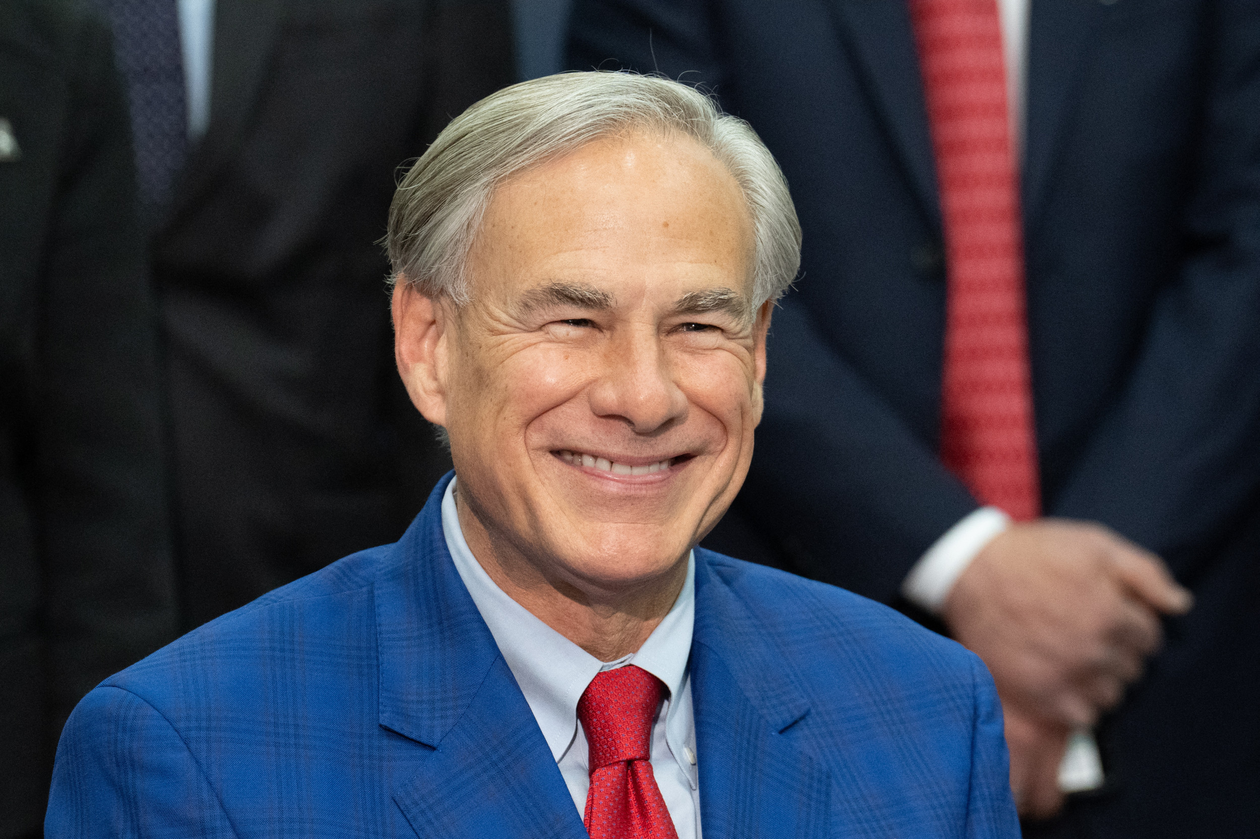 Abbott Responds to California Police Report: 'Welcome to Texas' - Newsweek Abbott Responds to California Police Report: 'Welcome to Texas' - Newsweek