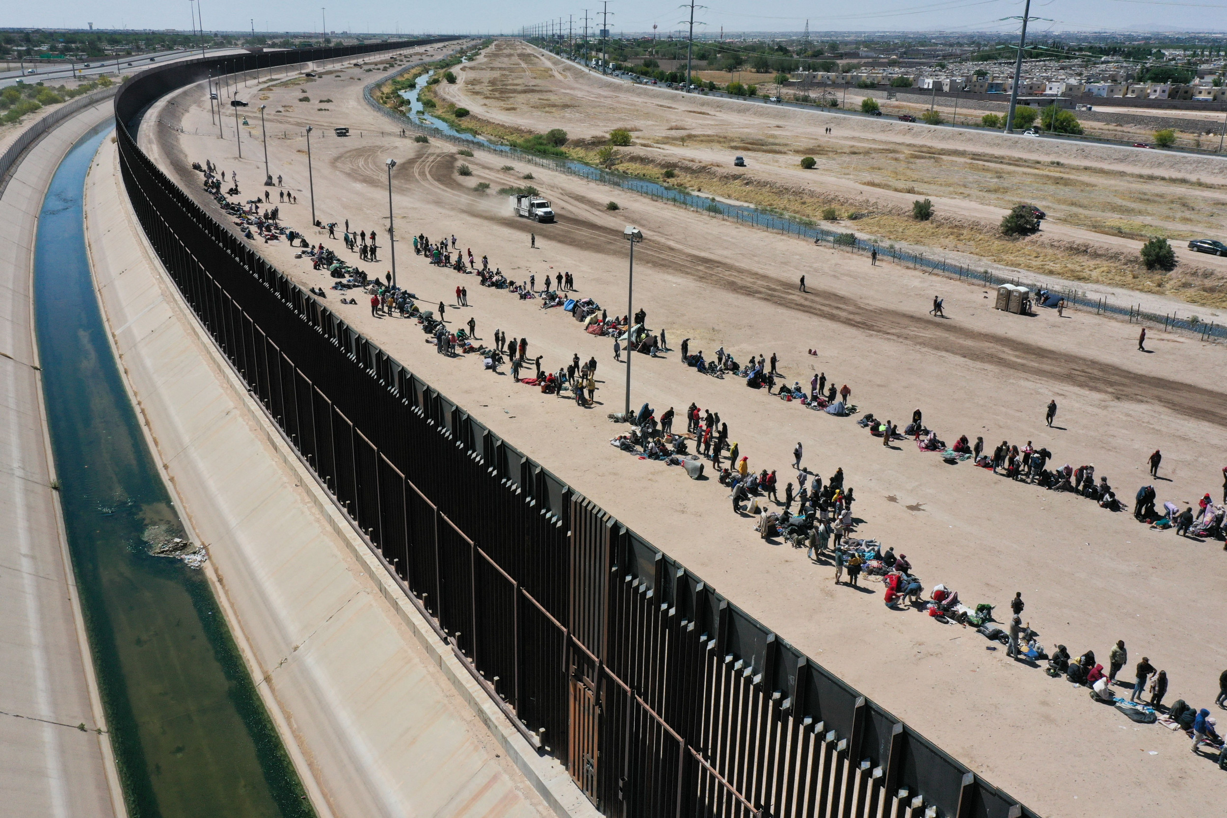 Greg Abbott Celebrates Border Wall Move - Newsweek Greg Abbott Celebrates Border Wall Move - Newsweek