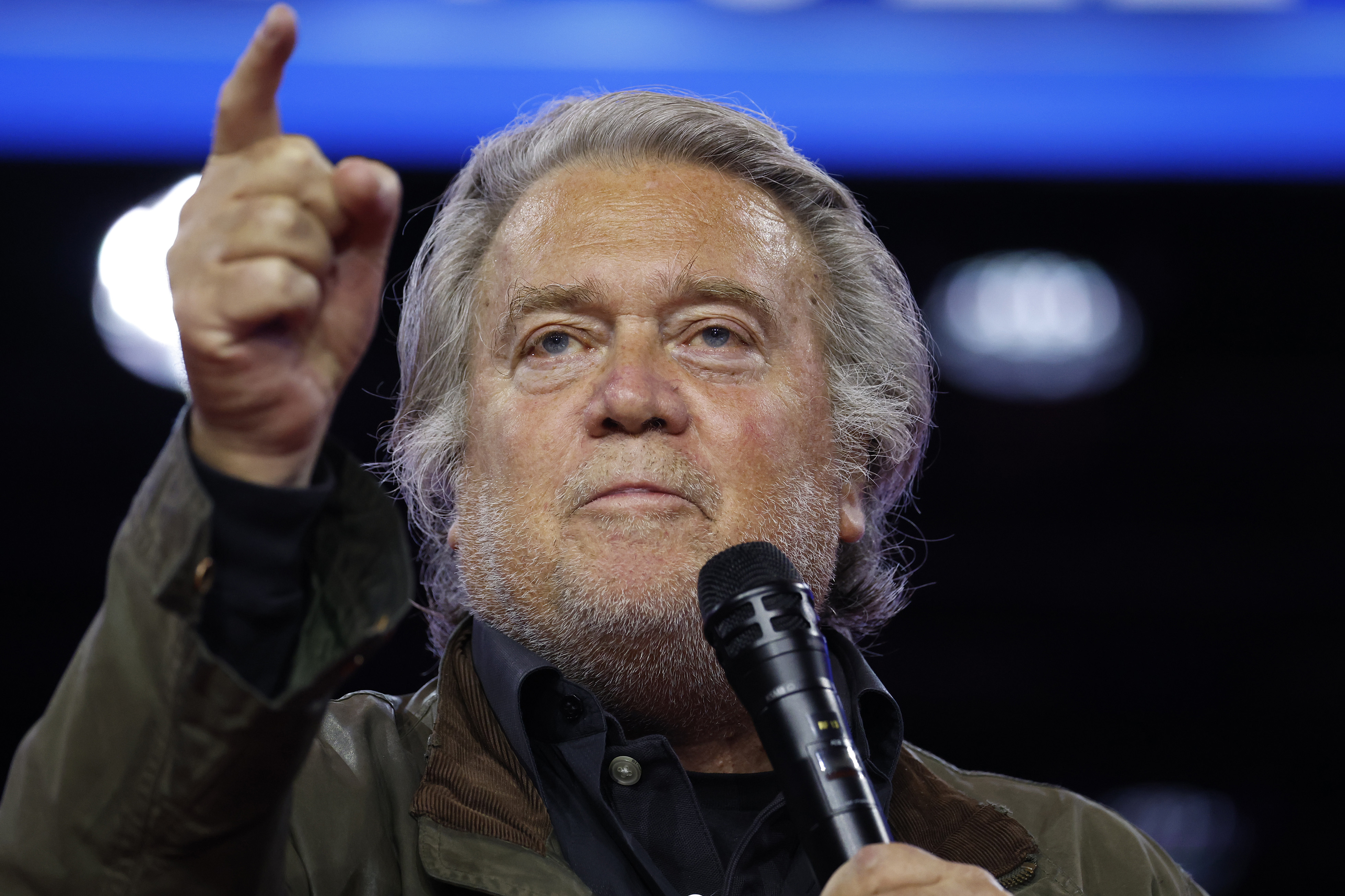 Steve Bannon Slams Donald Trump's Campaign on Charlie Kirk Show - Newsweek