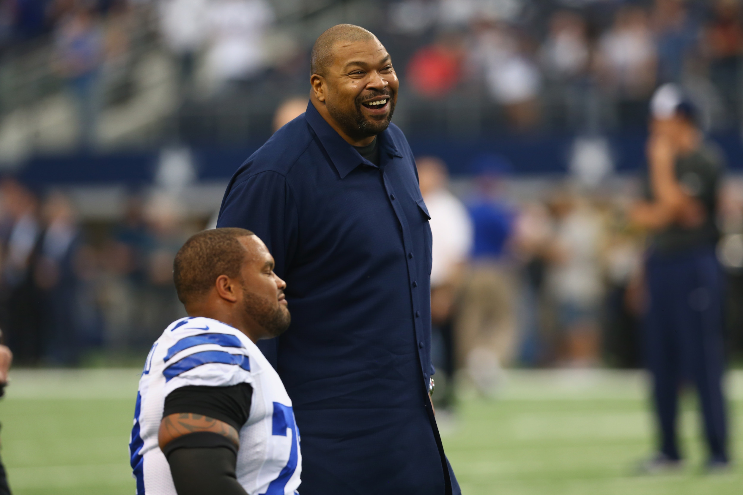 Dallas Cowboys Hall of Famer Larry Allen Dies Suddenly at 52 - Newsweek