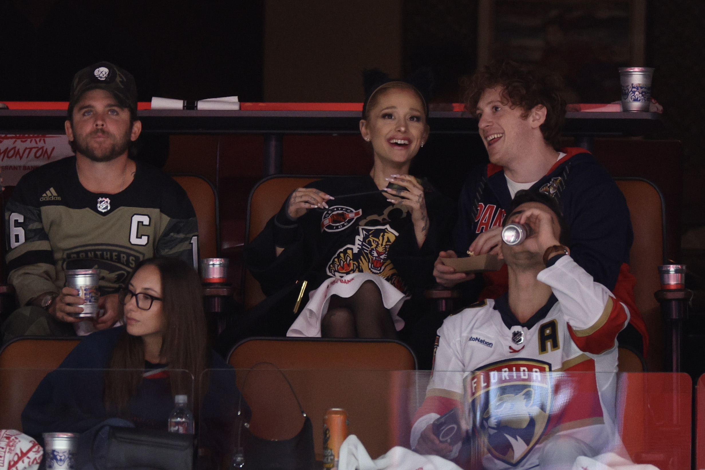 Ariana Grande and Ethan Slater Spotted in Rare Date Night Photo - Newsweek Ariana Grande and Ethan Slater Spotted in Rare Date Night Photo - Newsweek