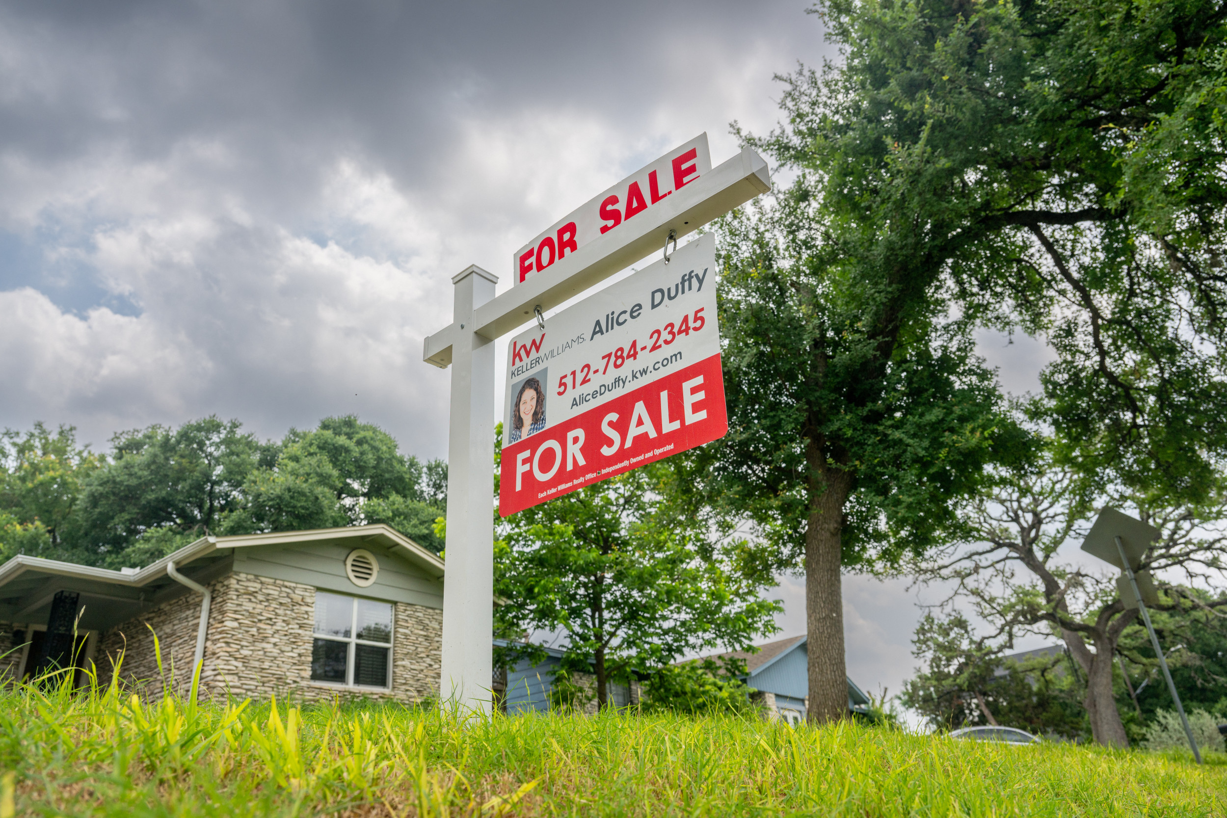 House Prices Slashed by 1 in 5 Sellers Nationwide - Newsweek