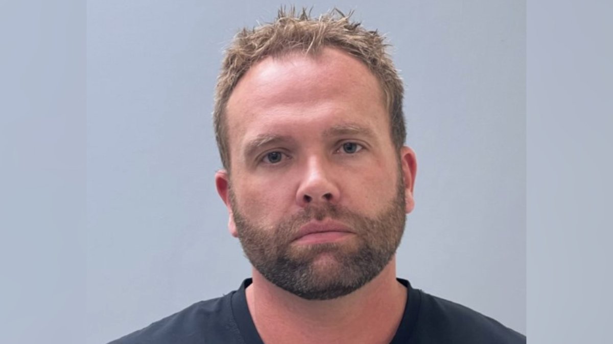 Who is Benjamin Jacob Brown? Florida Plastic Surgeon Charged with Wife ... Who is Benjamin Jacob Brown? Florida Plastic Surgeon Charged with Wife ...