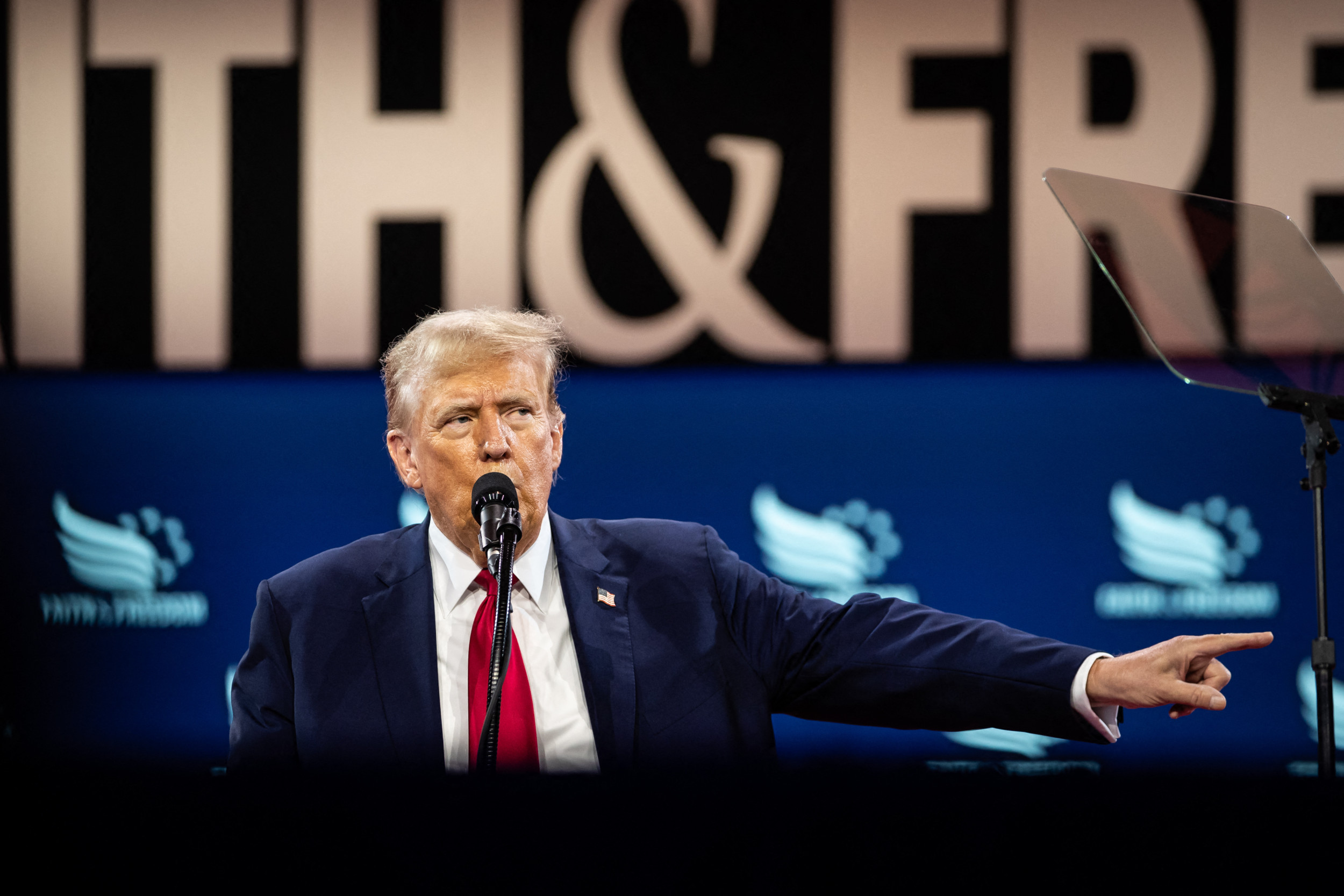 Donald Trump's Gag Order Fight Gains Legal Support From Podcaster ...