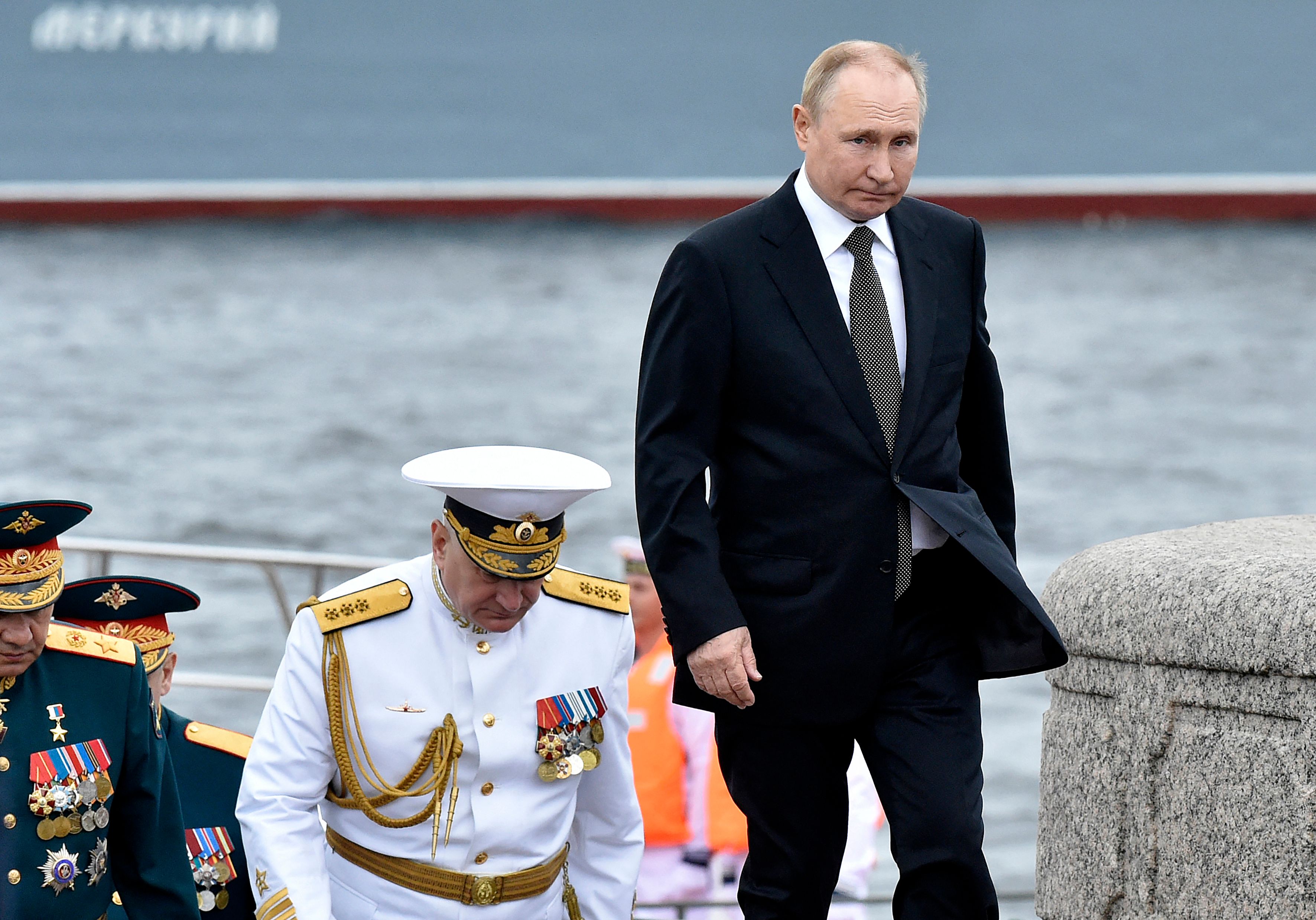 'Binge-Drinking' Russian Navy Commander Blamed for Black Sea Fleet ...