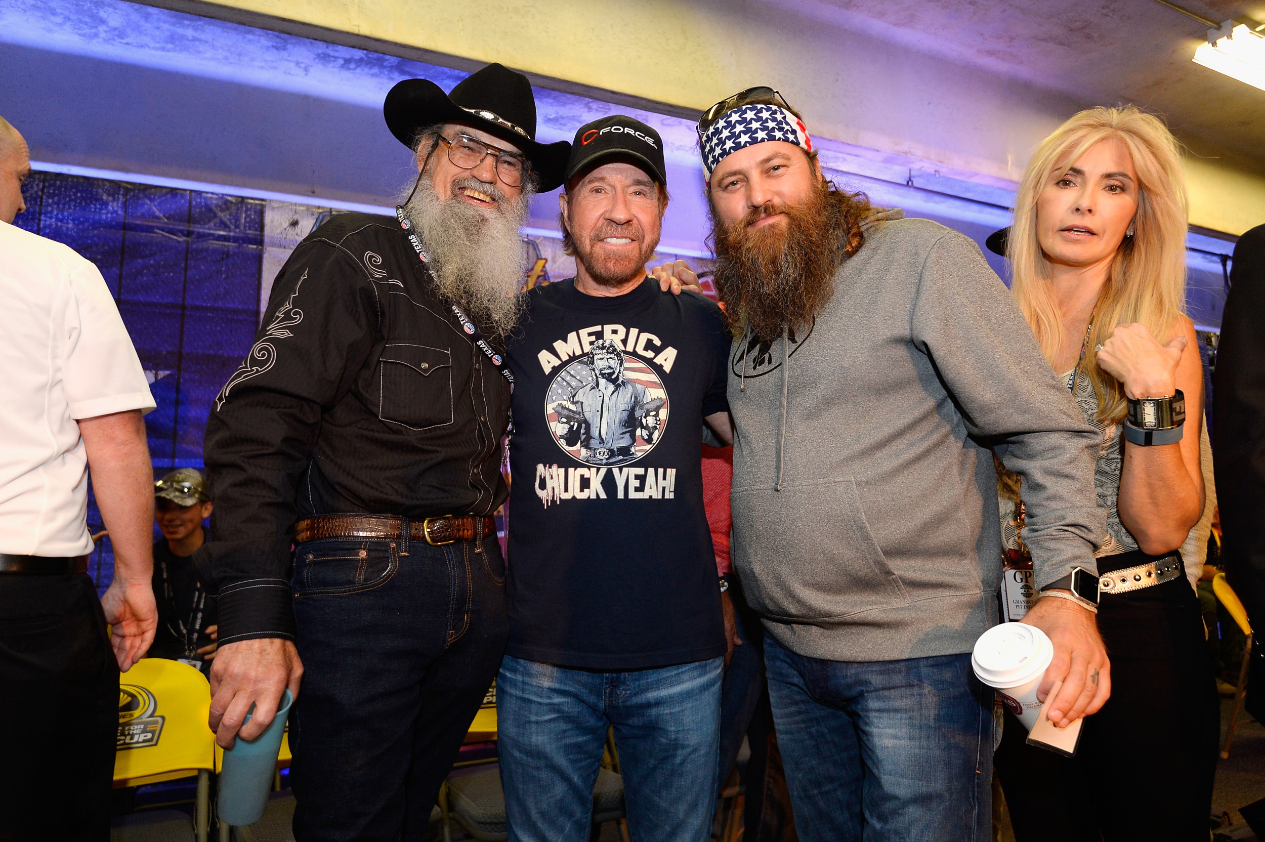 Hazenlip Mia Robertson Jase And Missy Robertson Give Update Following