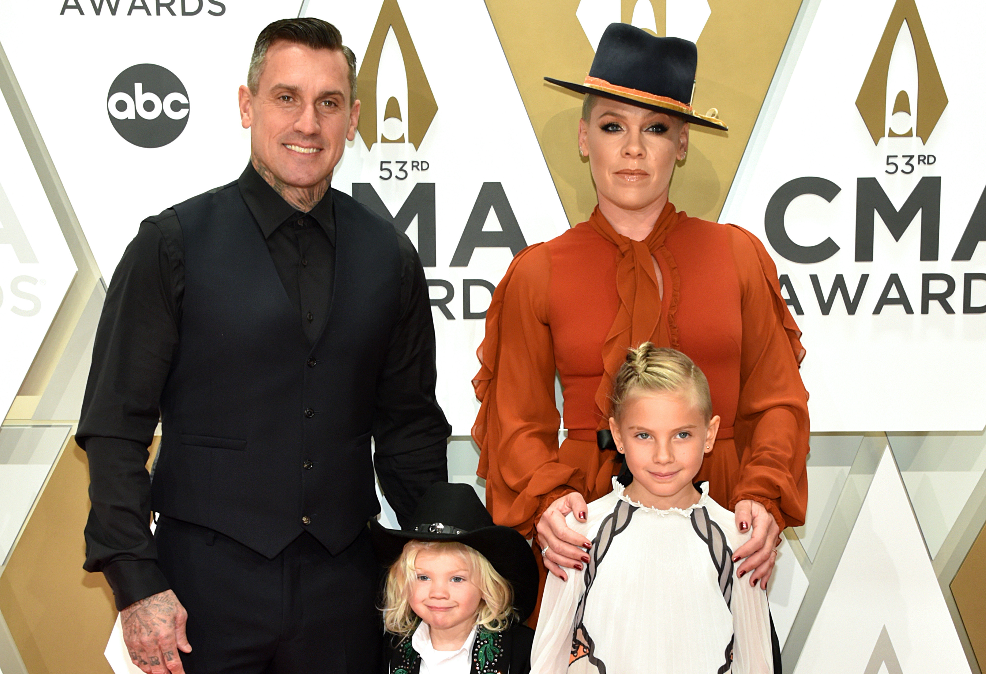 Why Pink's 13-Year-Old Daughter Willow Left Her Mom's Tour - Newsweek