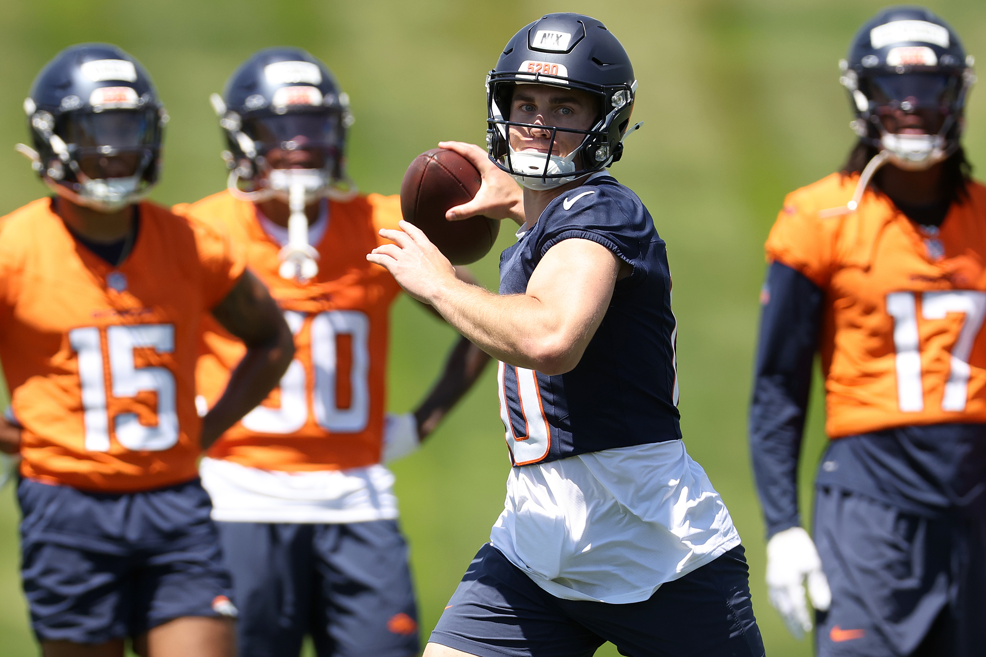 Broncos Quarterback Battle Down to 2 — And Zach Wilson Isn't One of ...