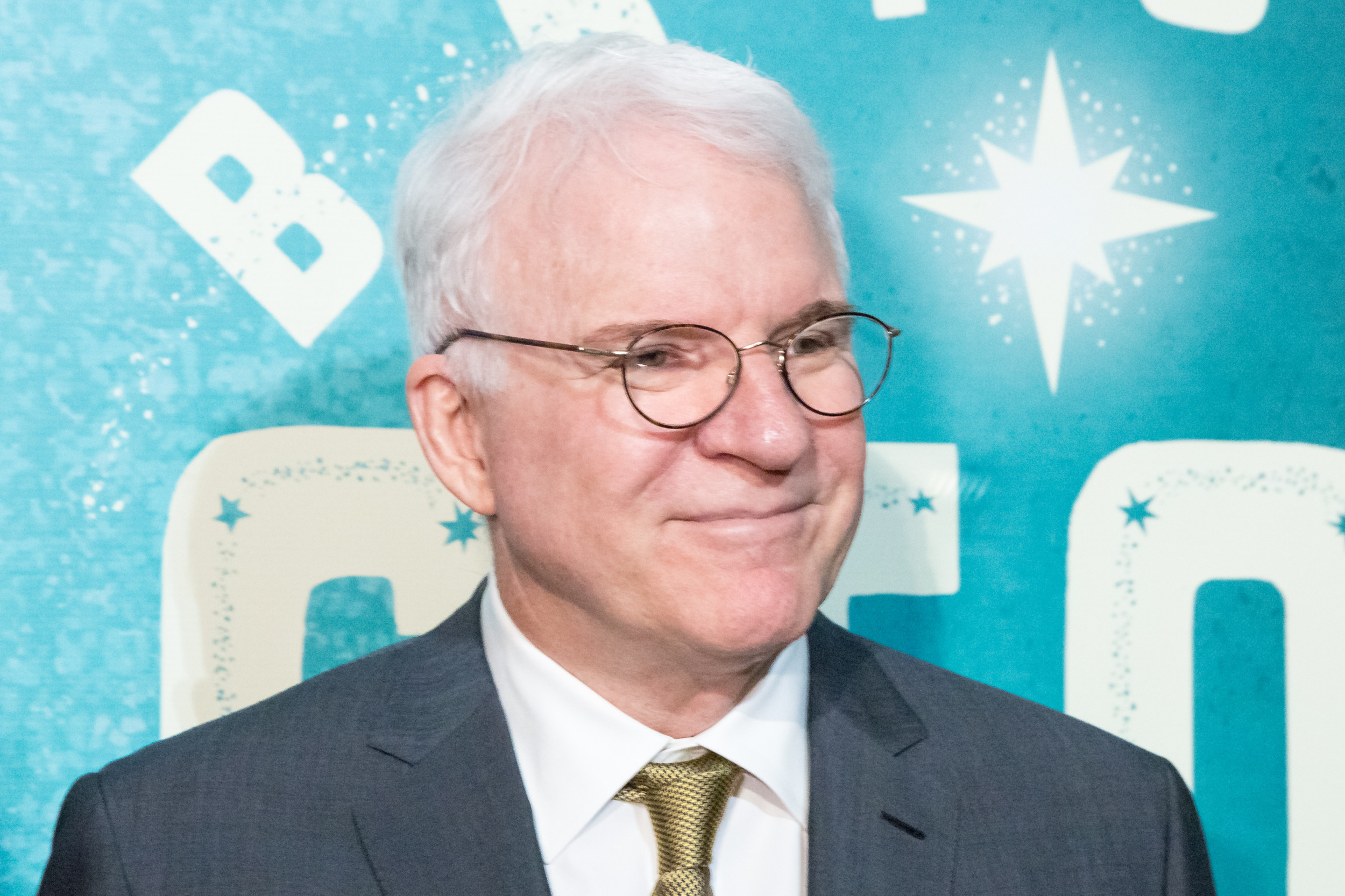 Steve Martin Reacts to Viral Tim Walz Comparison - Newsweek