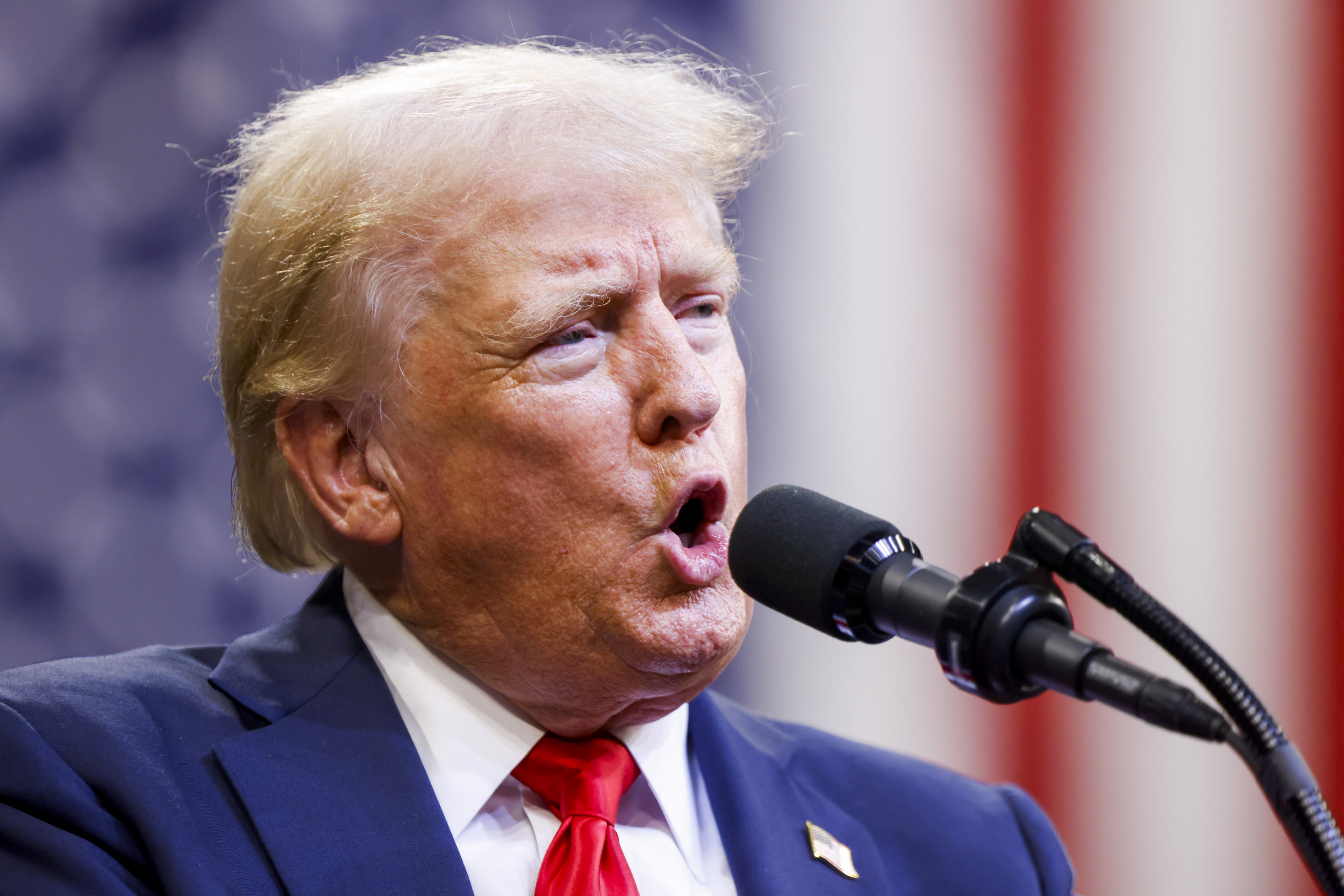 Donald Trump Responds to Tim Walz's 'Weird' Label - Newsweek