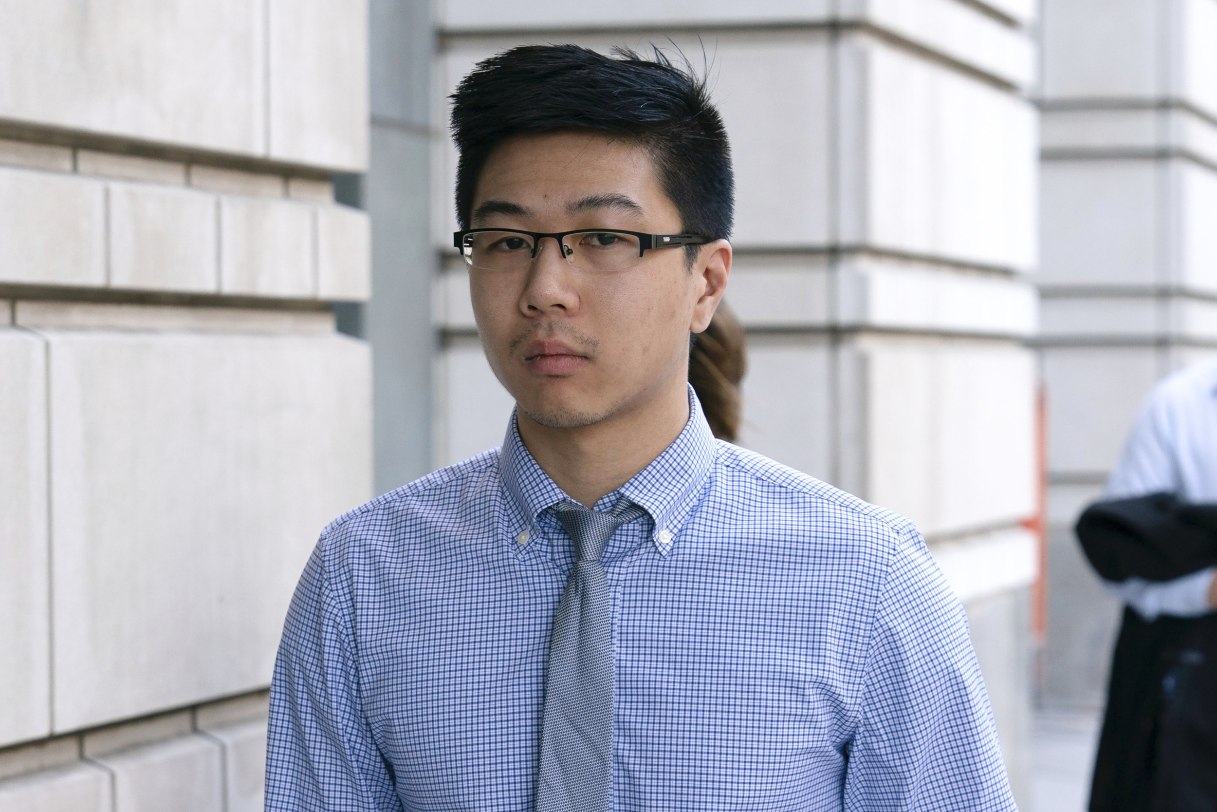Police Officer Convicted of Throwing Smoke Bomb at Cops During Capitol ... Police Officer Convicted of Throwing Smoke Bomb at Cops During Capitol ...