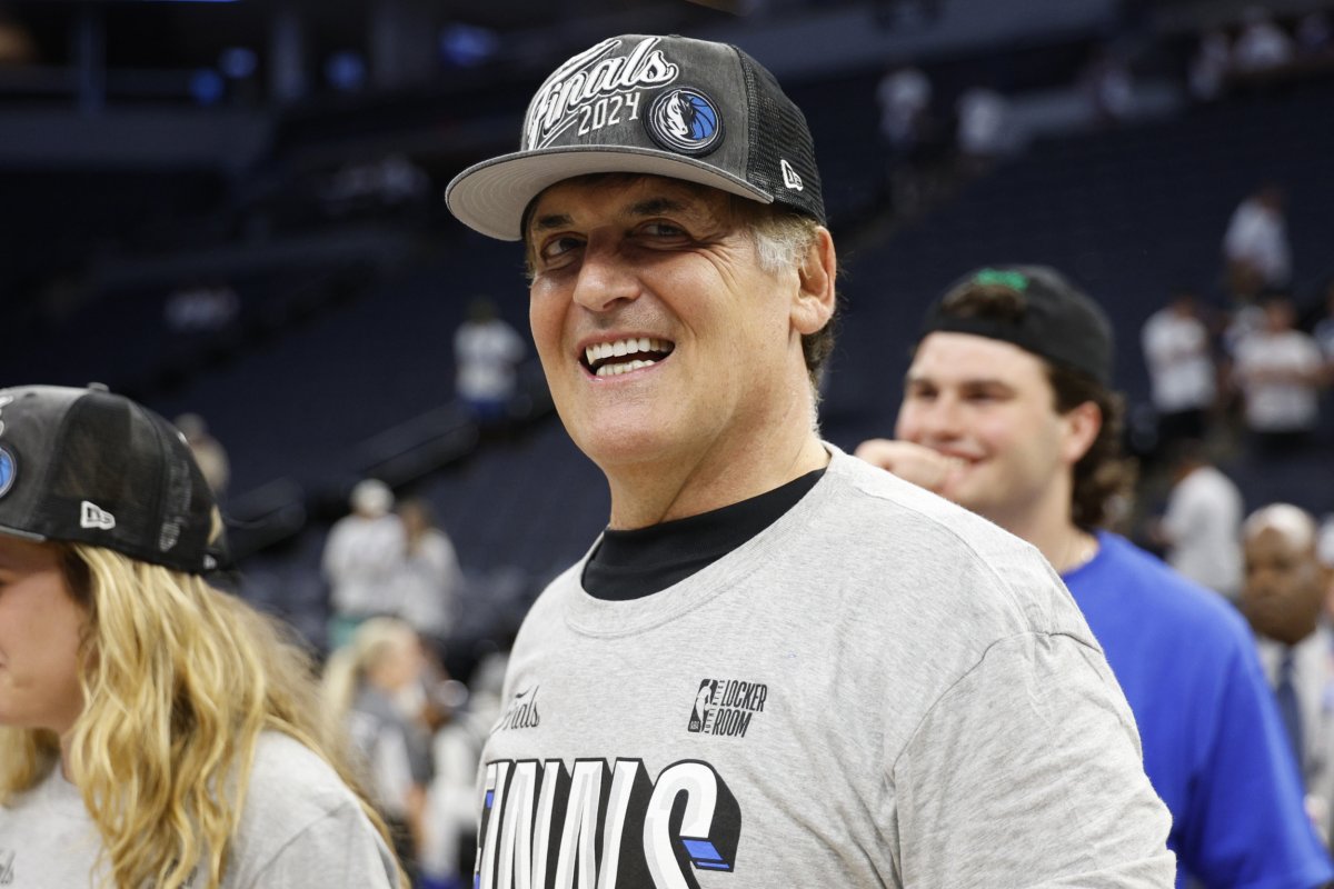 Mark Cuban Confronts Elon Musk Using His Own AI Bot - Newsweek Mark Cuban Confronts Elon Musk Using His Own AI Bot - Newsweek