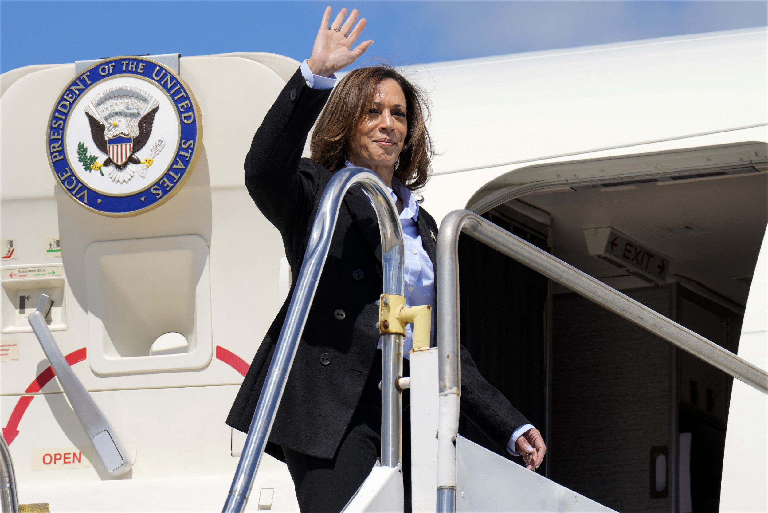 Kamala Harris Plays Down Poll Lead Again: 'We Are the Underdogs' - Newsweek Kamala Harris Plays Down Poll Lead Again: 'We Are the Underdogs' - Newsweek