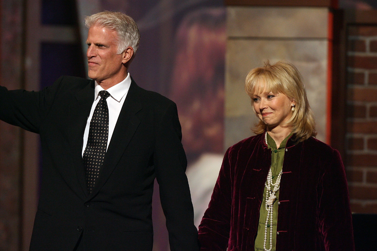 Ted Danson Thought 'Cheers' Co-Star Shelley Long Was a 'Bad Idea ...