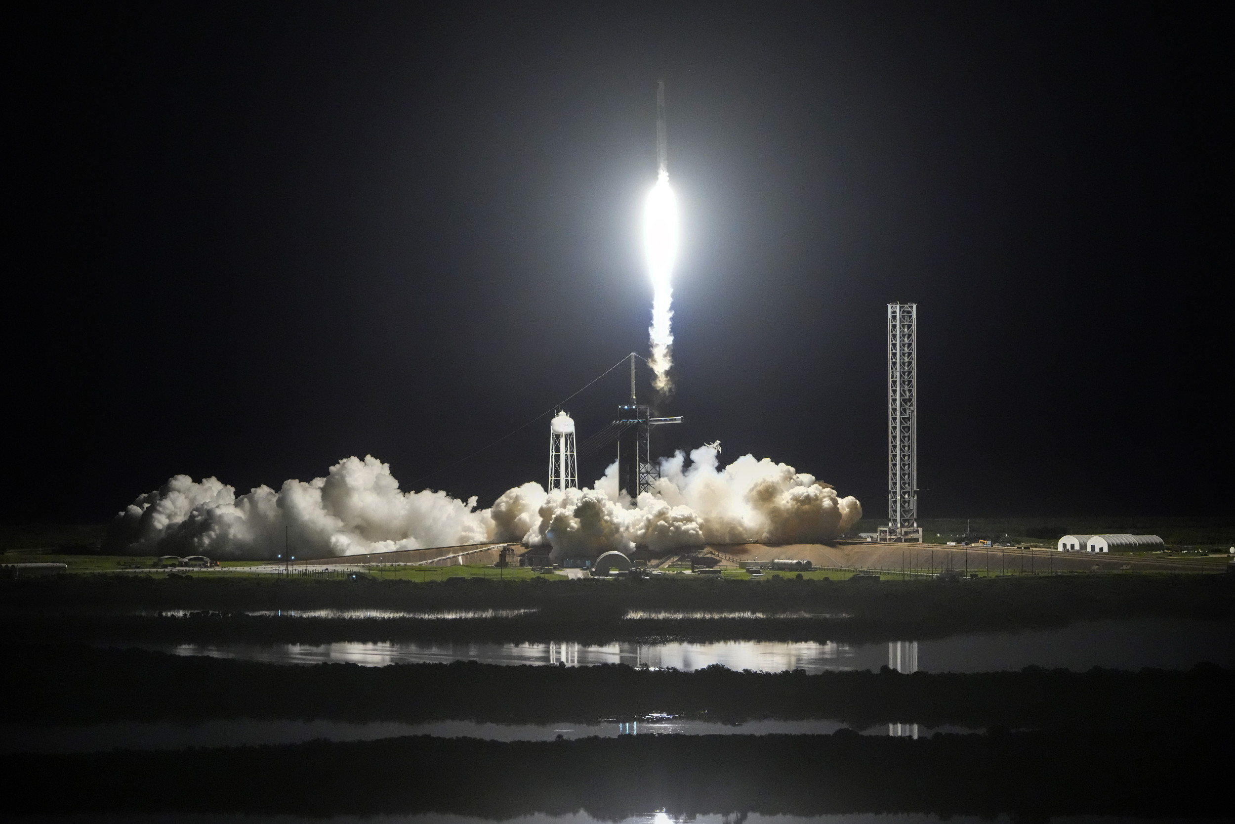SpaceX Polaris Dawn: Video Shows US Billionaire on First Private ...