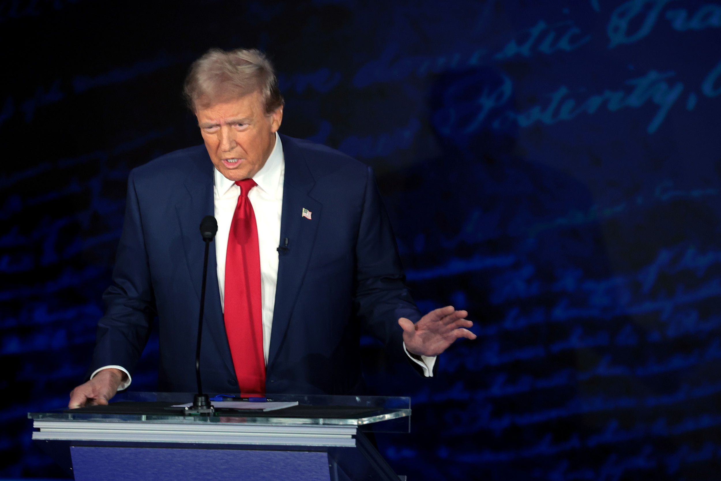 Donald Trump Sees 2-Point Post-Debate Poll Boost, Campaign Says - Newsweek