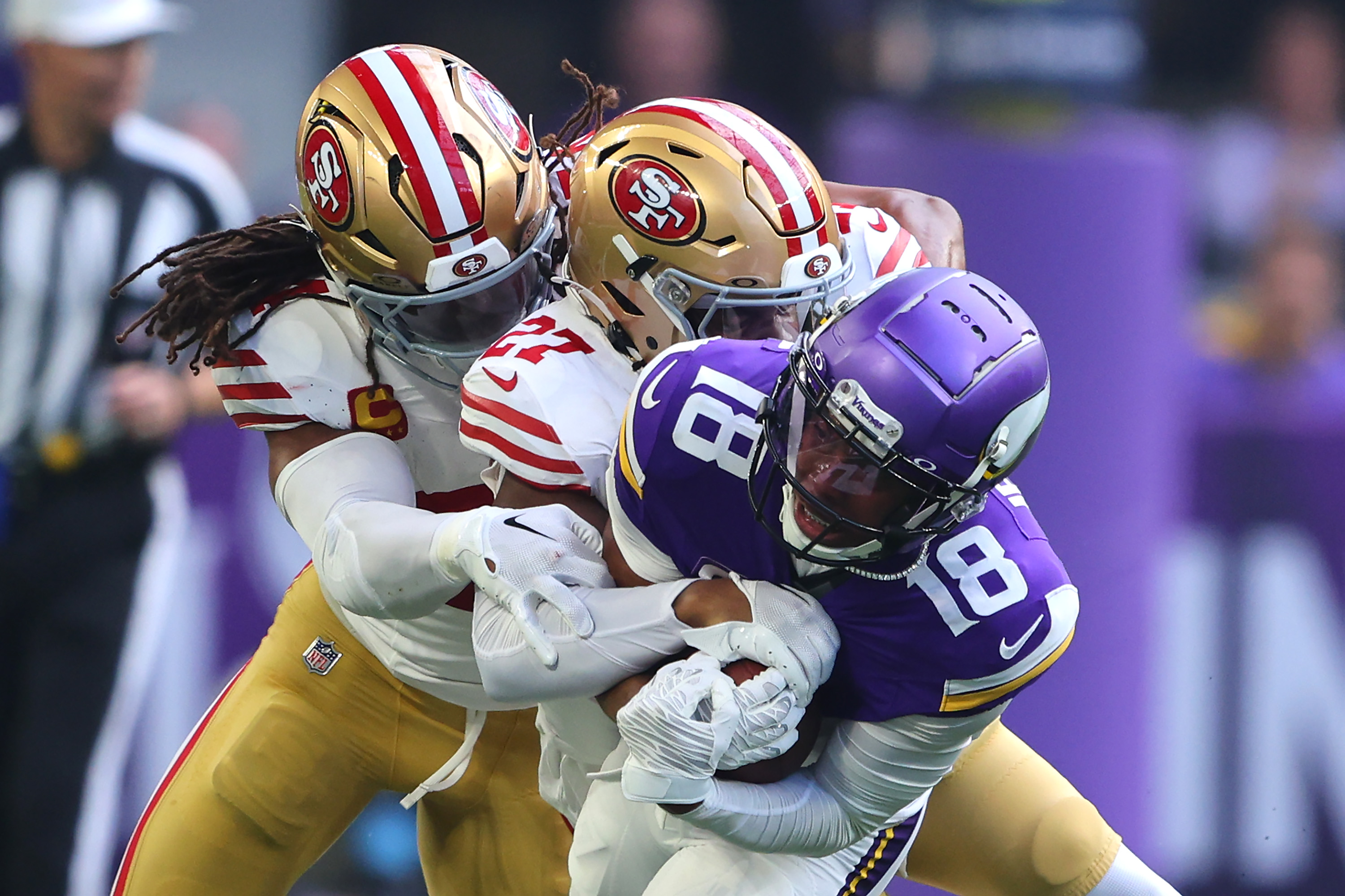 Vikings' Justin Jefferson Joins Hall-of-Famer With Insane Receiving ...