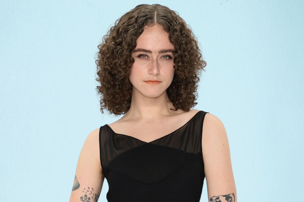 Doug Emhoff's Daughter Clarifies Video Detail—'I Promise' - Newsweek