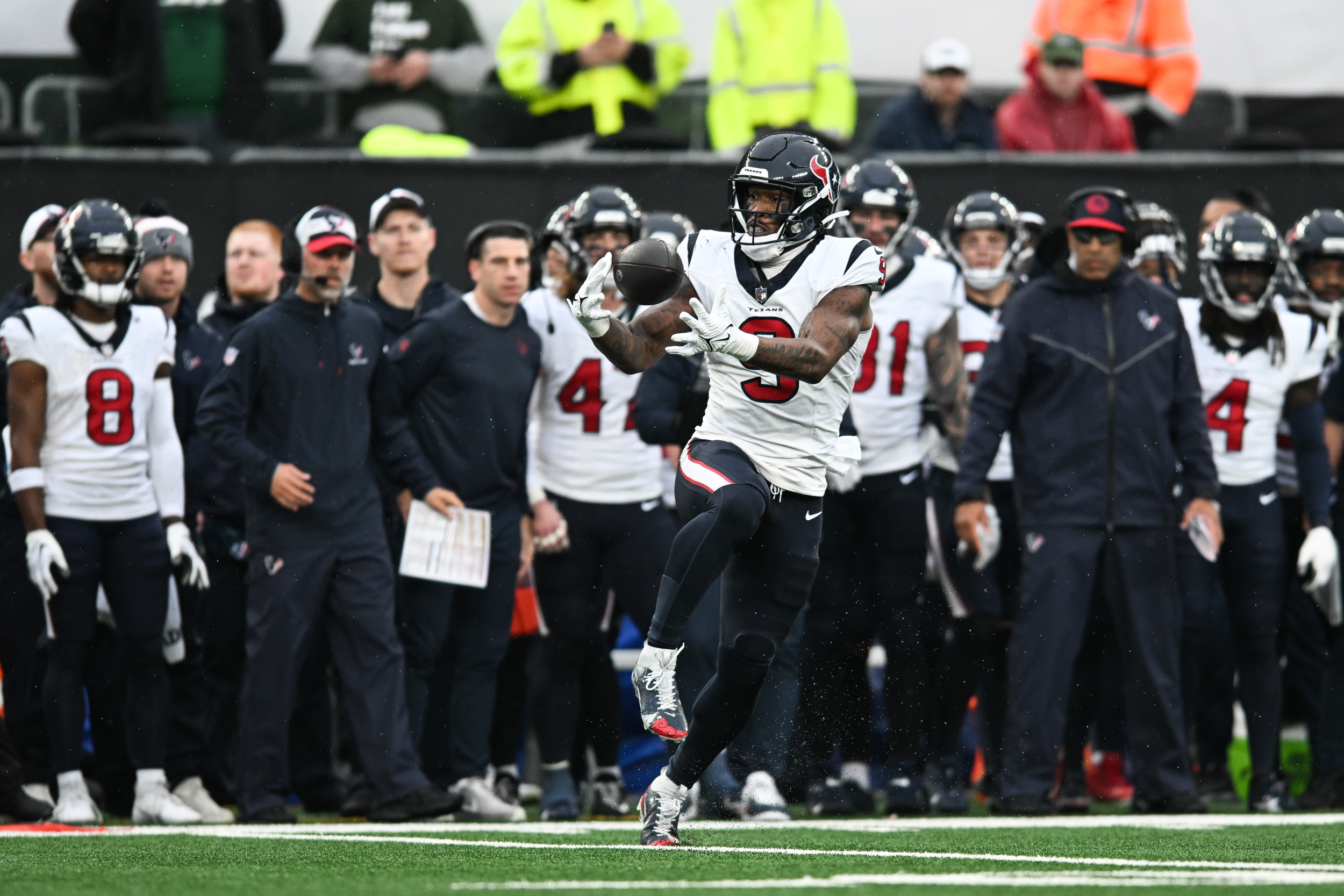 Texans TE Brevin Jordan Tears ACL, Out For Season - Newsweek