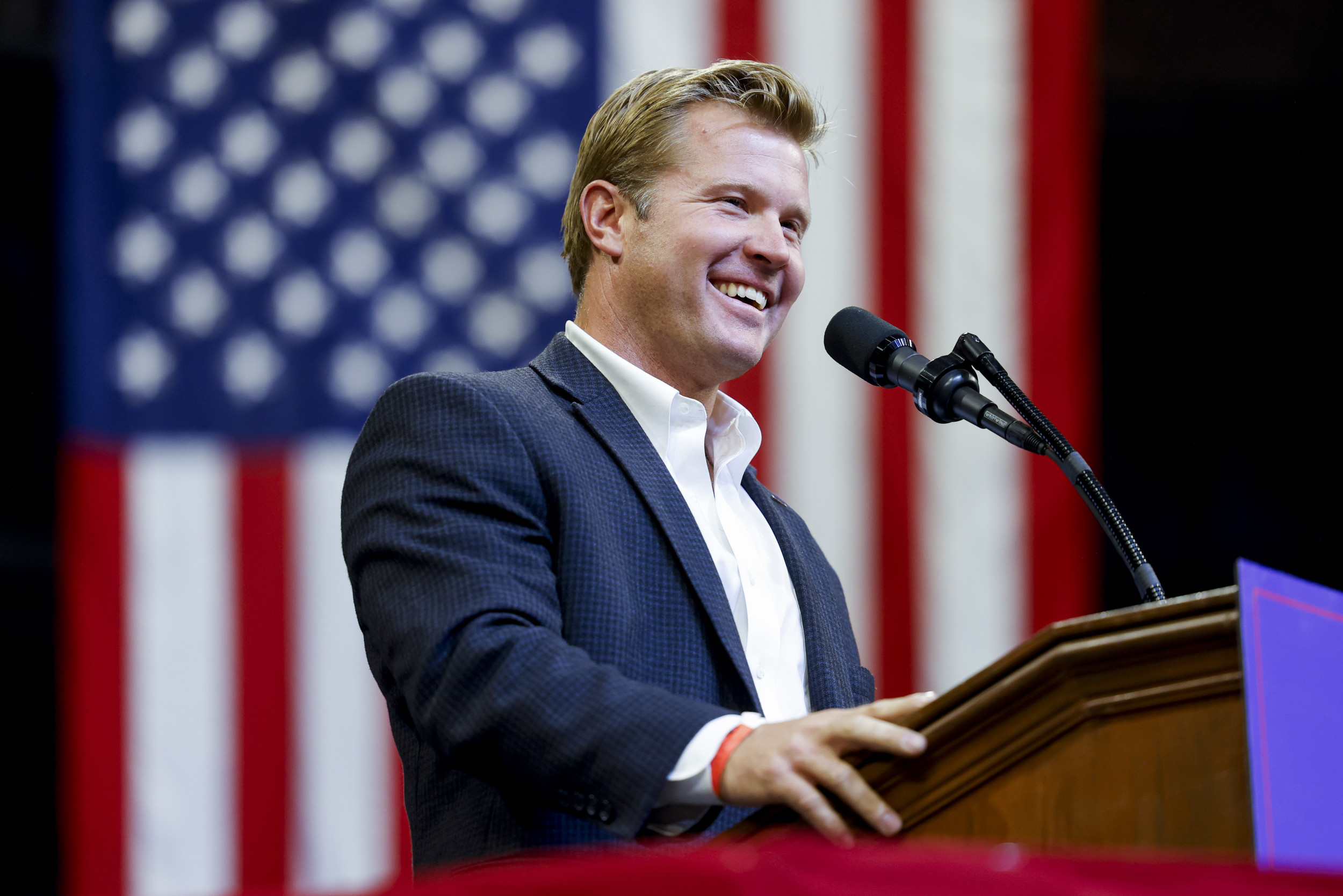 GOP Senators Show Cracks in Support for Trump's Tariff Plans - Newsweek