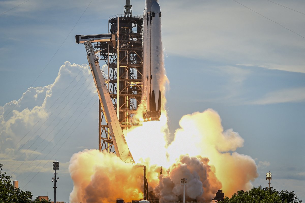 Nasa Spacex Crew 9 Set To Bring Home Stranded Astronauts Newsweek
