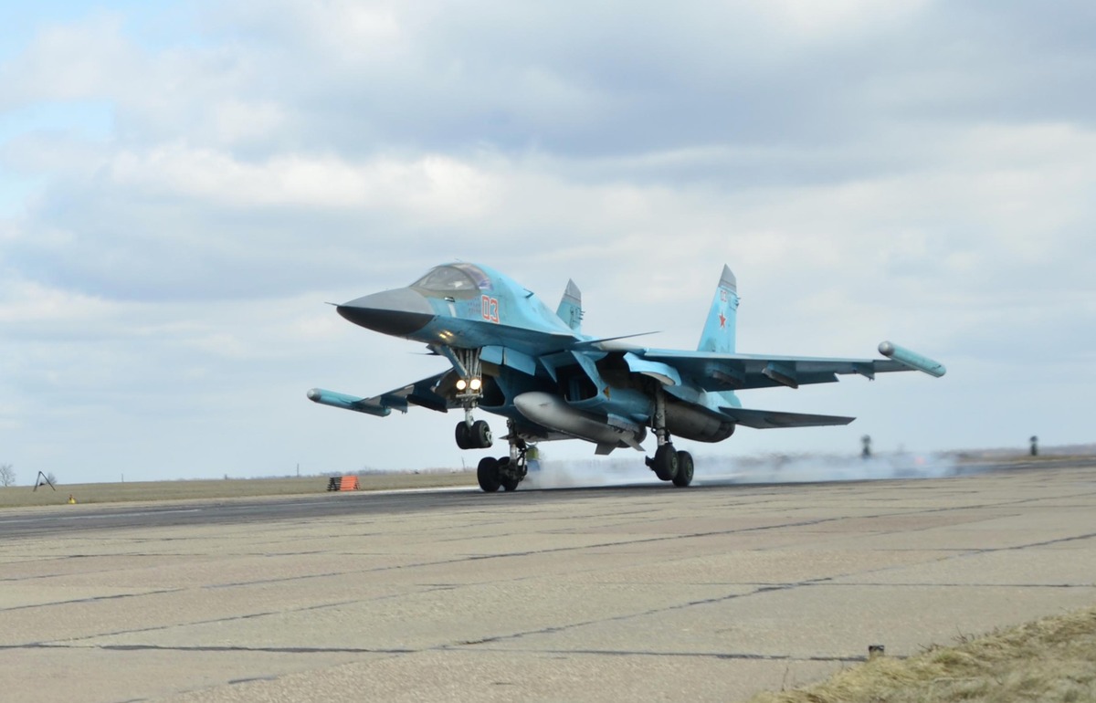 Ukraine Drones Strike Russian Airbase Hosting Russian Su-35 Jets - Newsweek