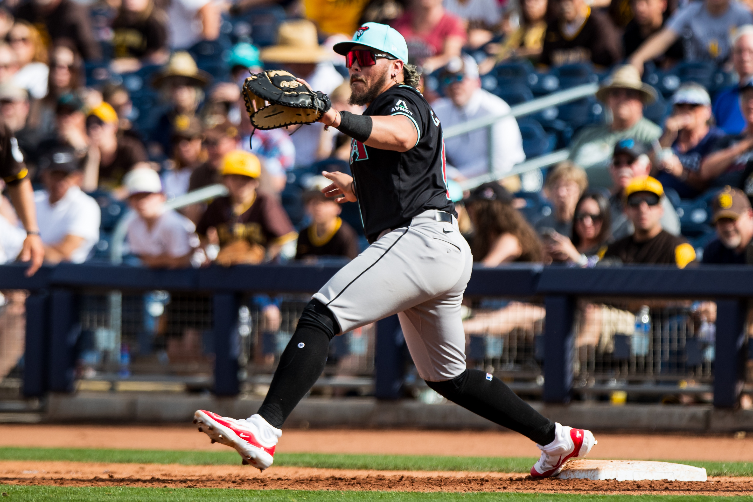 MLB News: Rookie Infielder's Infant Daughter Tragically Passes Away - Newsweek