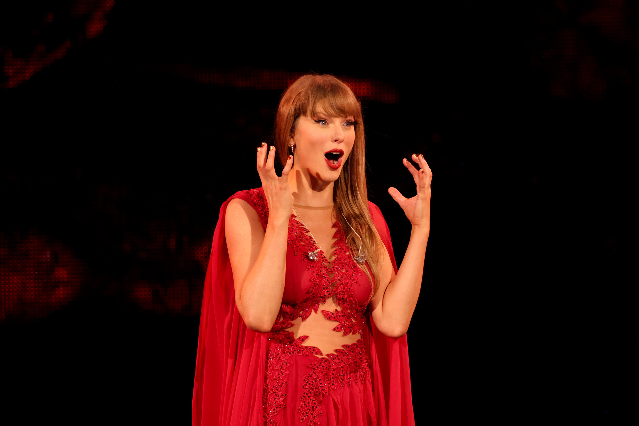 Taylor Swift's Final Moment During US Eras Tour Caught on Camera - Newsweek
