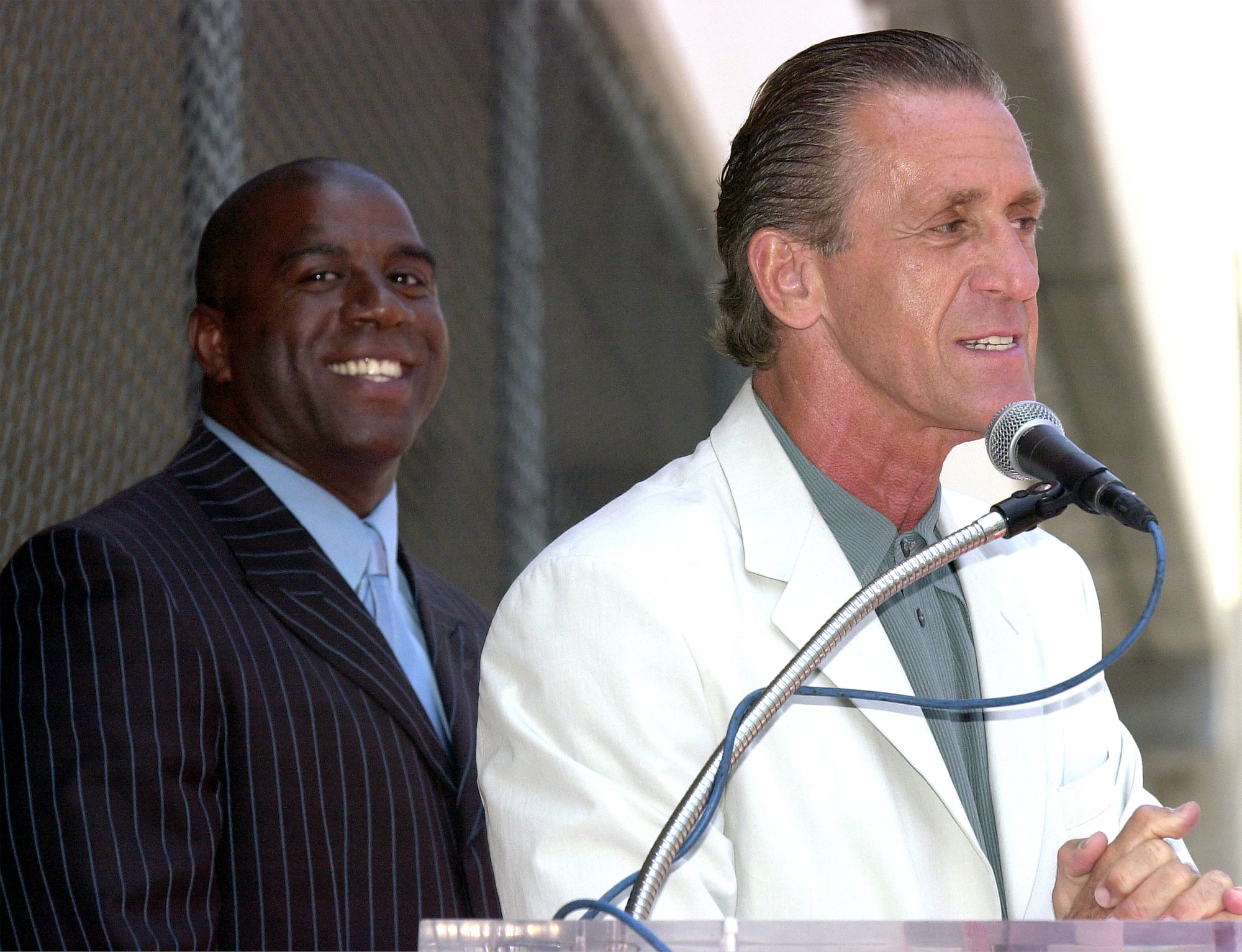Magic Johnson Reacts to Pat Riley Receiving Statue Outside Lakers Arena ...