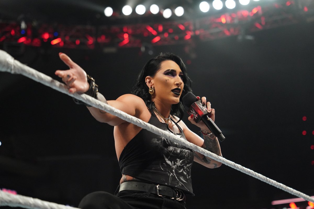 Rhea Ripley Makes Surprise Return to WWE Raw Despite Injury - Newsweek Rhea Ripley Makes Surprise Return to WWE Raw Despite Injury - Newsweek