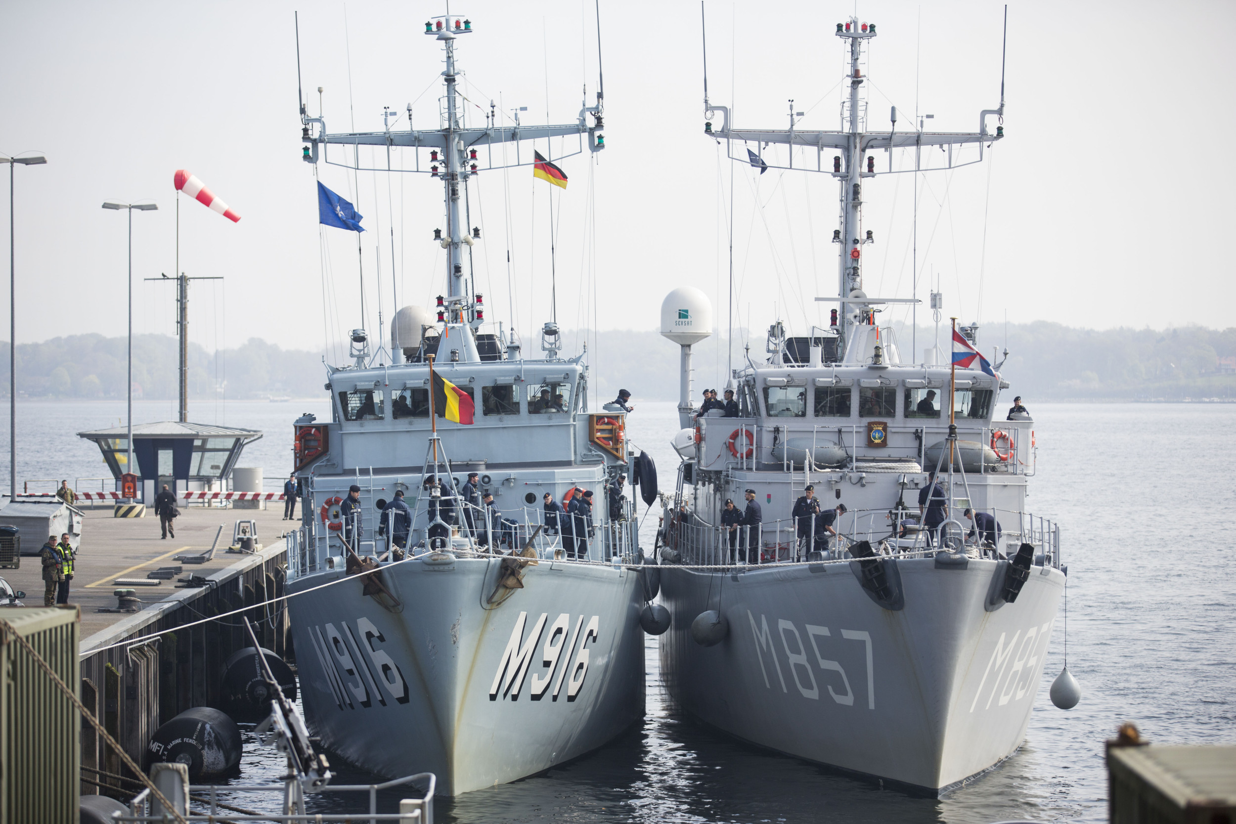 Ukraine Navy to Receive Makkum Minesweeper From NATO Ally - Newsweek