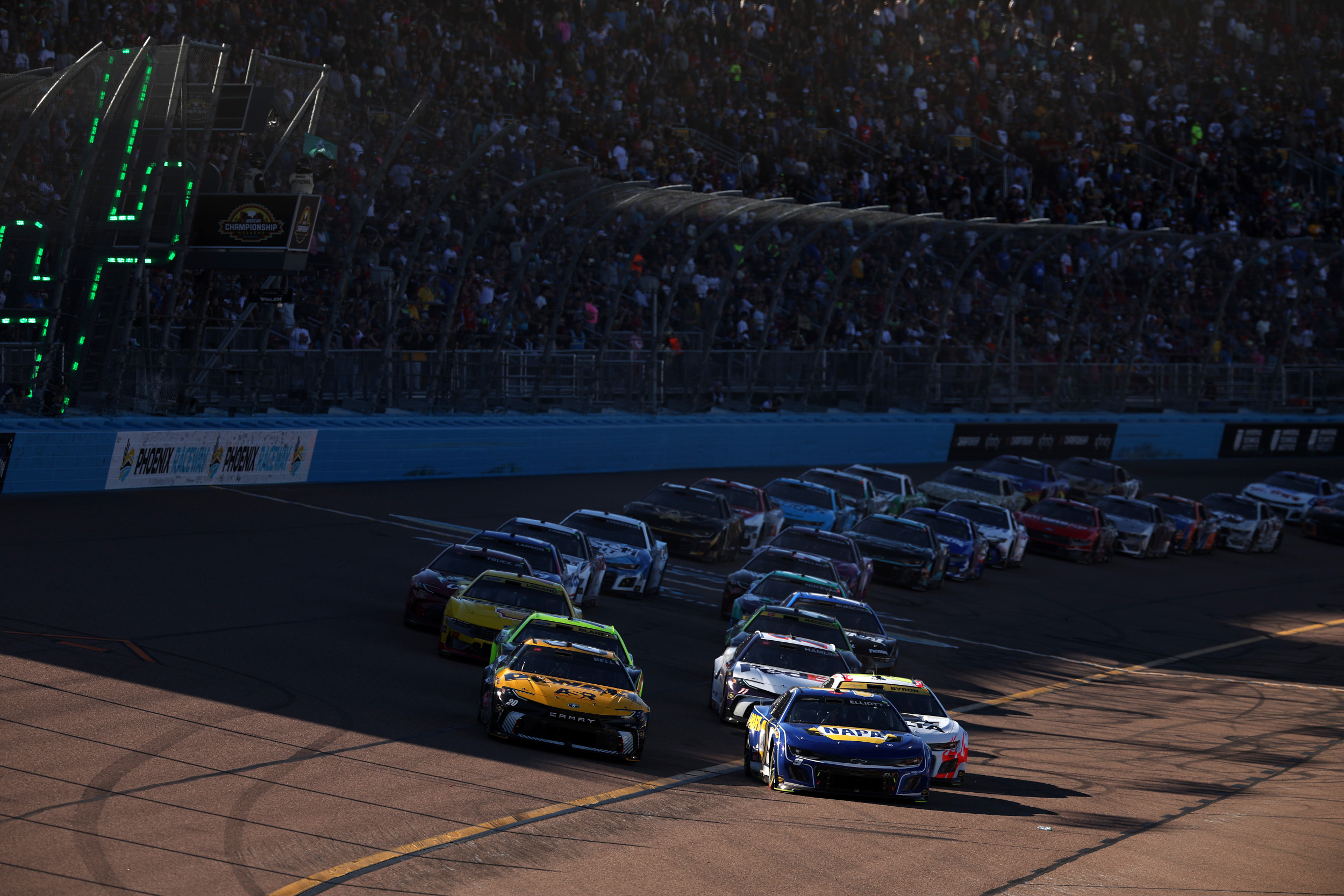 NASCAR Driver Announces Life-Changing News In Heartwarming Thanksgiving ...