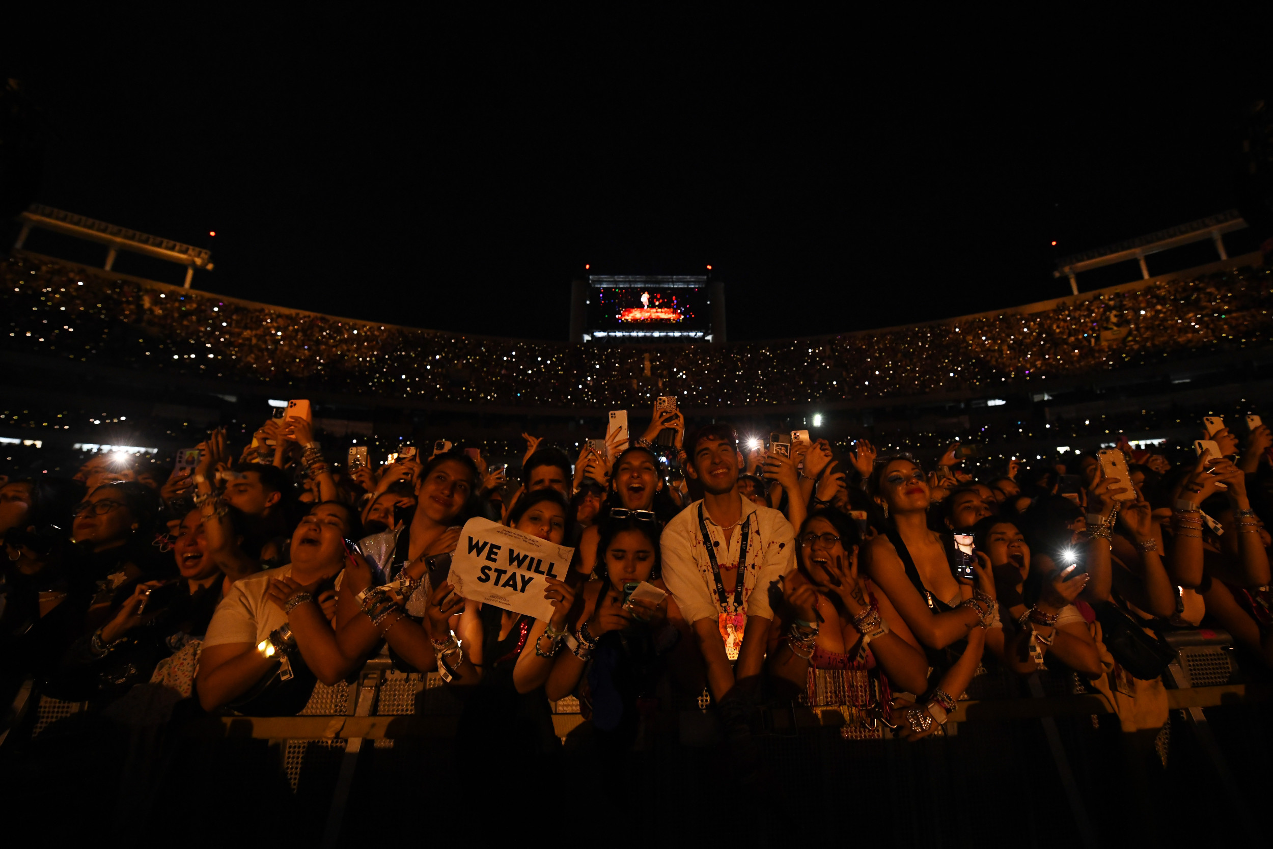 Taylor Swift Eras Tour: Singer Tells Fans to Stop Throwing Bras on ... Taylor Swift Eras Tour: Singer Tells Fans to Stop Throwing Bras on ...