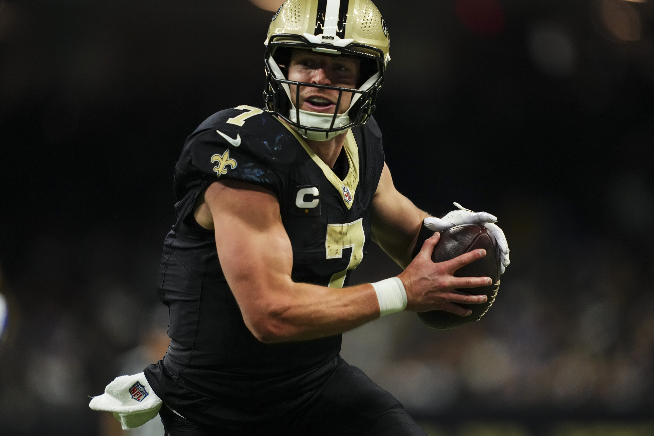 Saints Make Official Call On Star TE Taysom Hill Season-Ending Injury - Newsweek