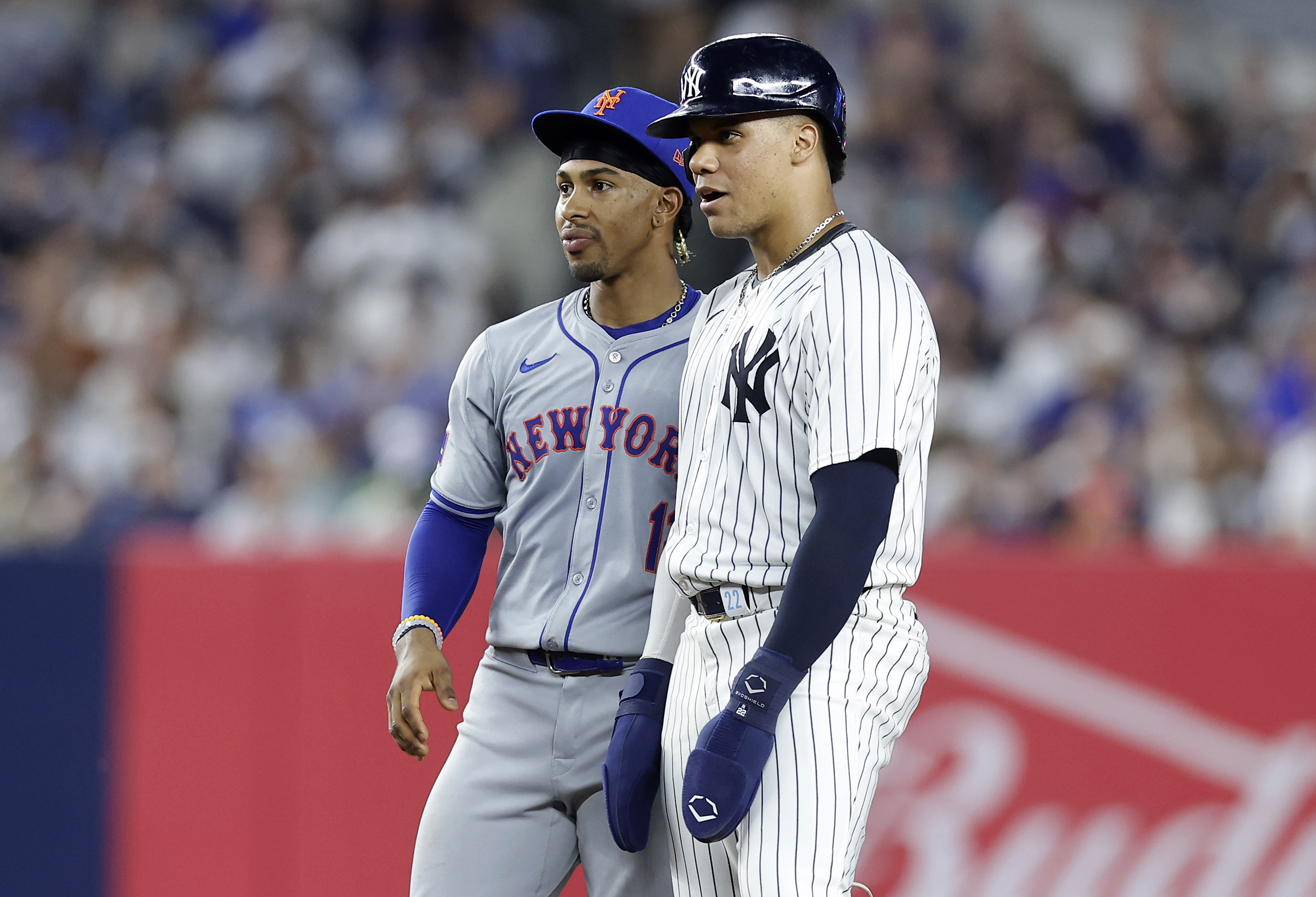 Mets' Francisco Lindor Had One-Emoji Reaction to Juan Soto's $765M Contract - Newsweek