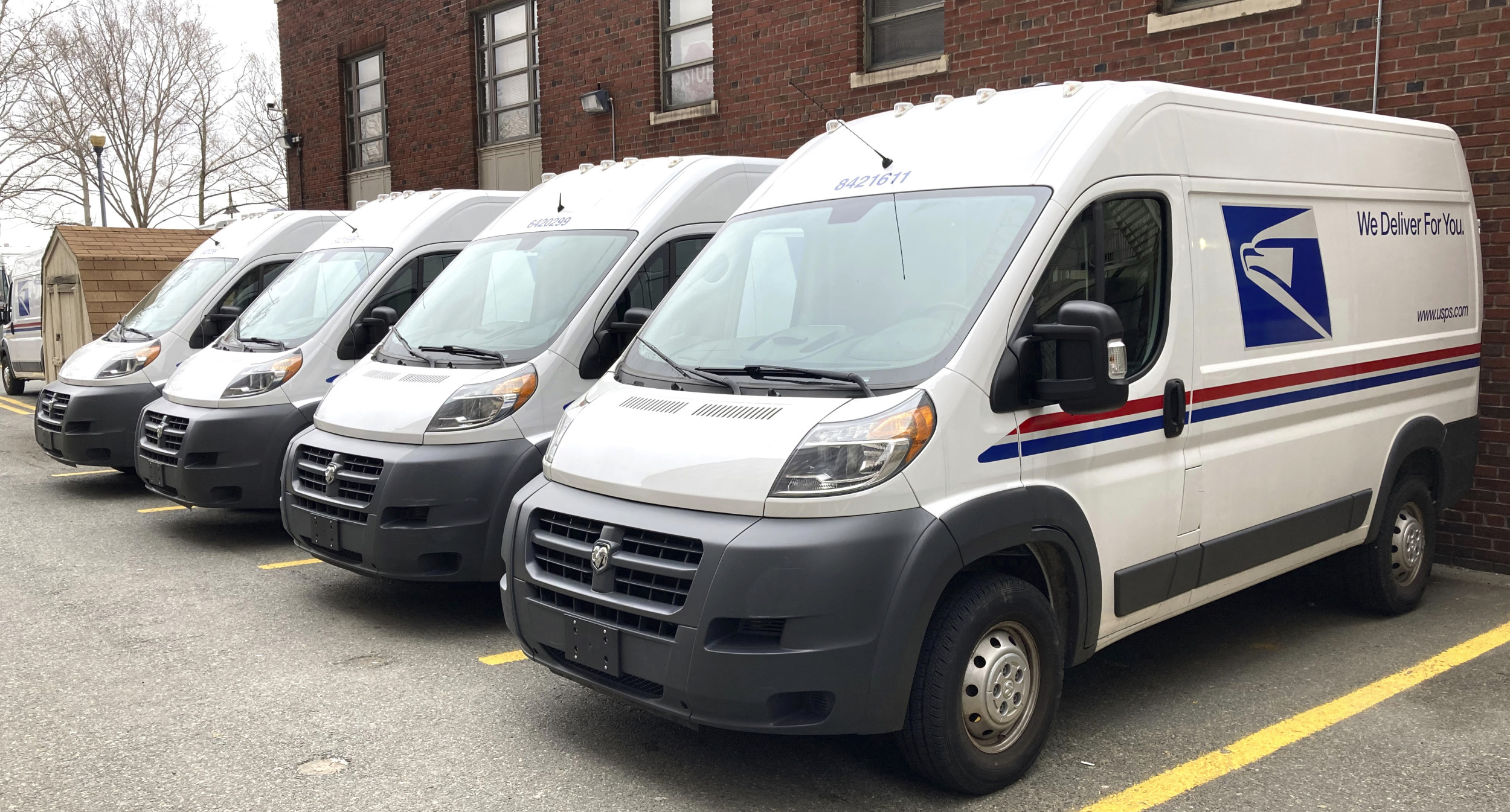 Is There Mail on Christmas? Post Office, FedEx, UPS Hours - Newsweek