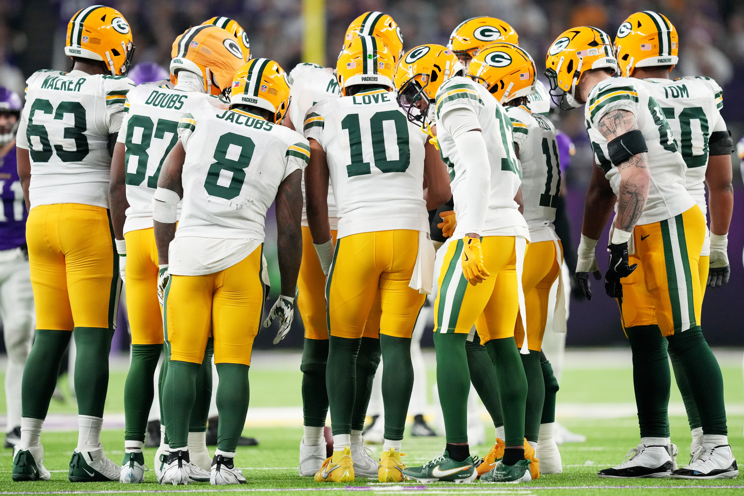 Packers Rule Out Two Key Defenders With Concussions - Newsweek