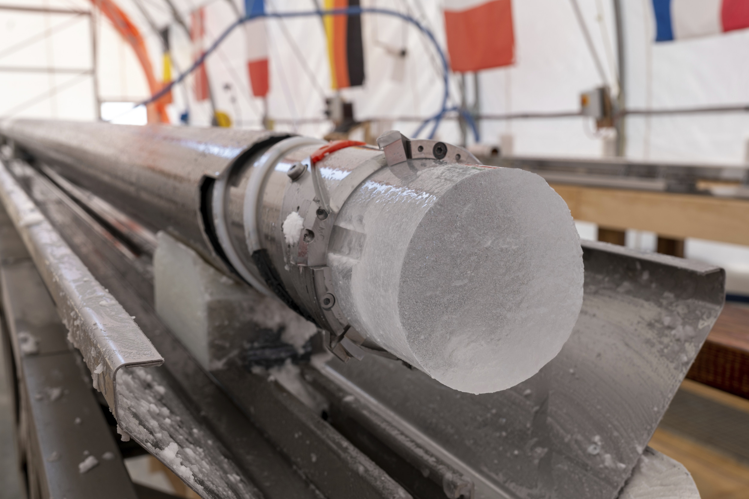 Scientists Unearth 1.2 Million-Year-Old Ice Core in Antarctic Bedrock ...