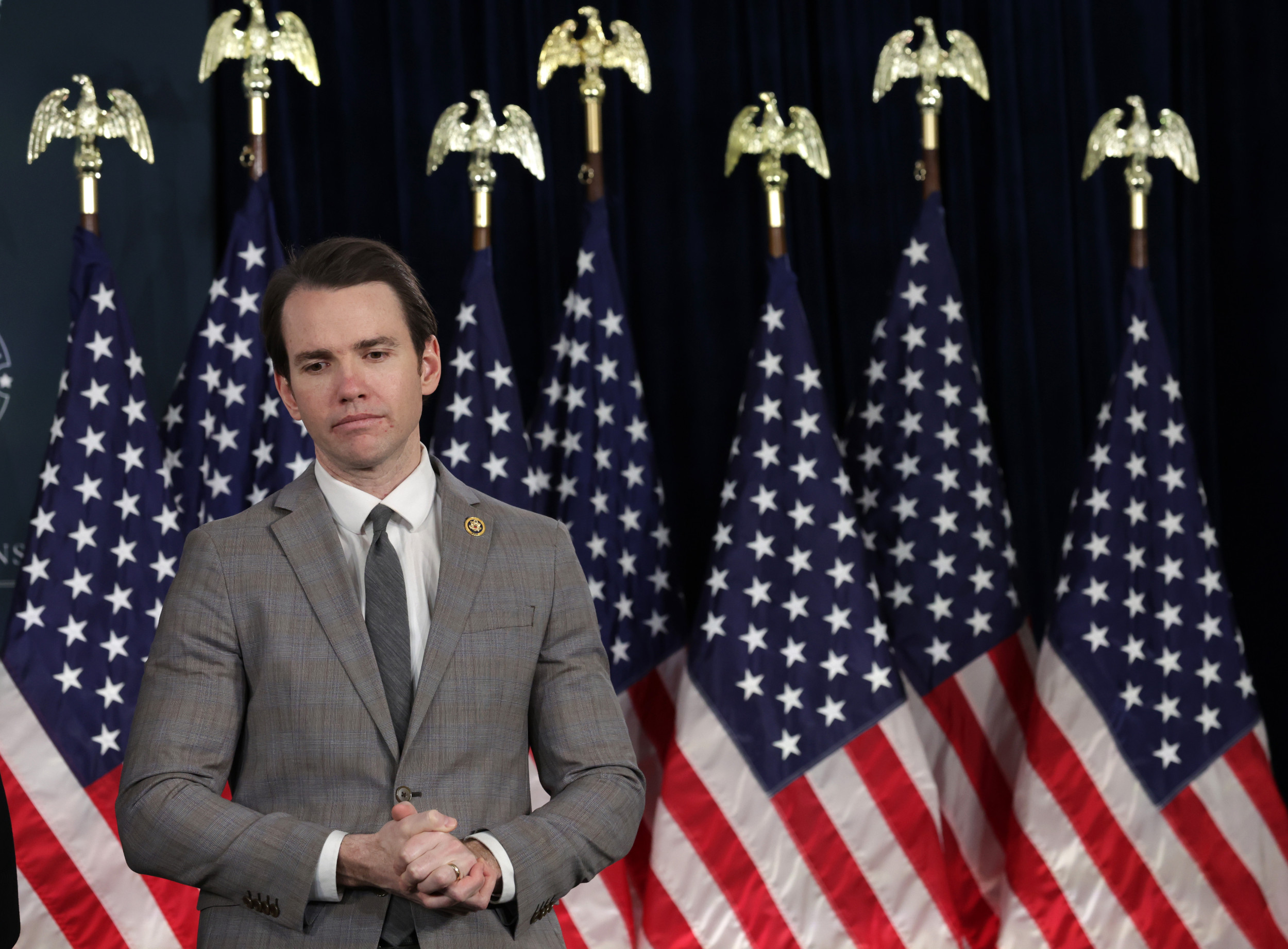 Republican Bill Would Take Medicaid From Undocumented Immigrants - Newsweek