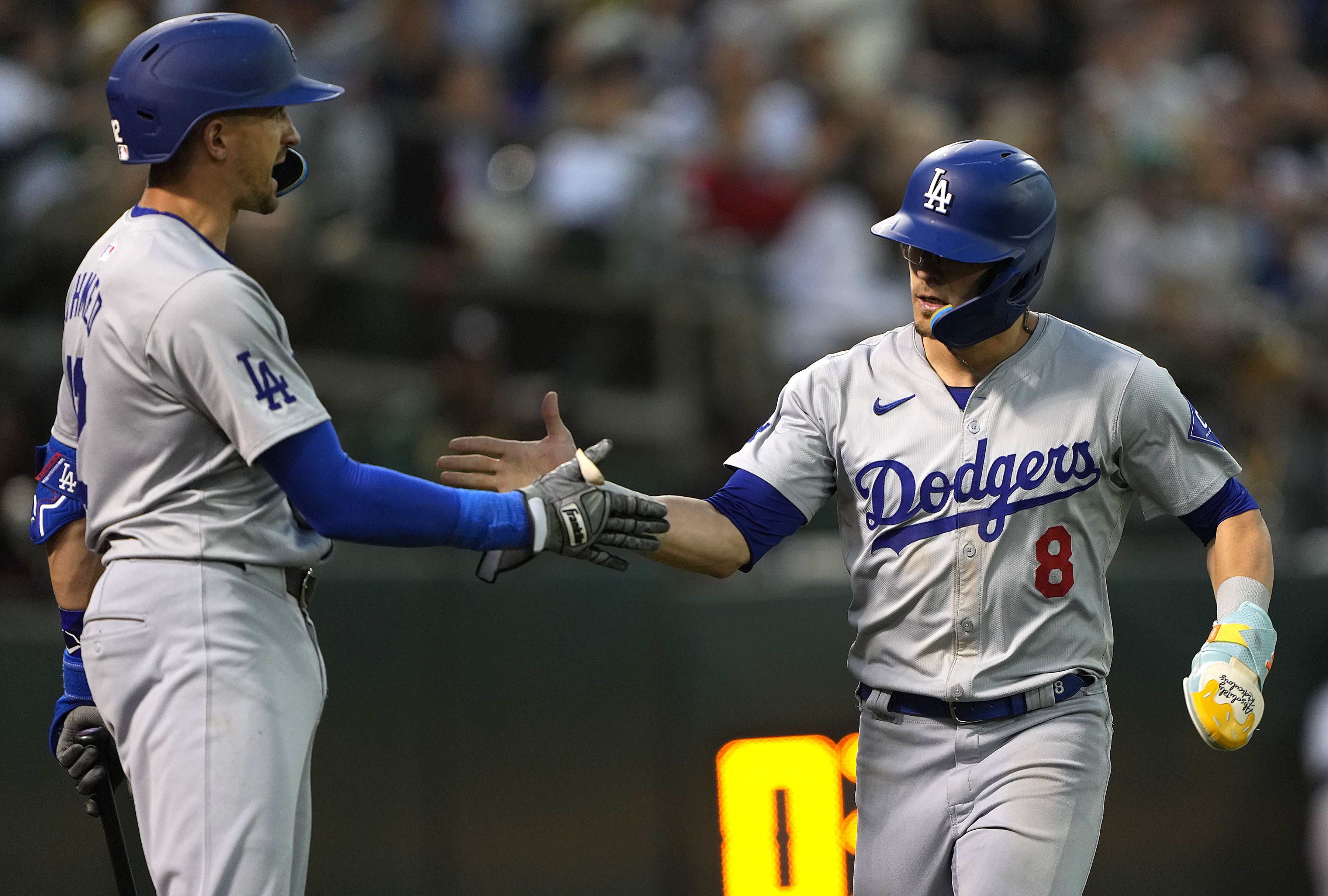 Former Dodgers Infielder Nick Ahmed Signs Free Agent Contract With ...