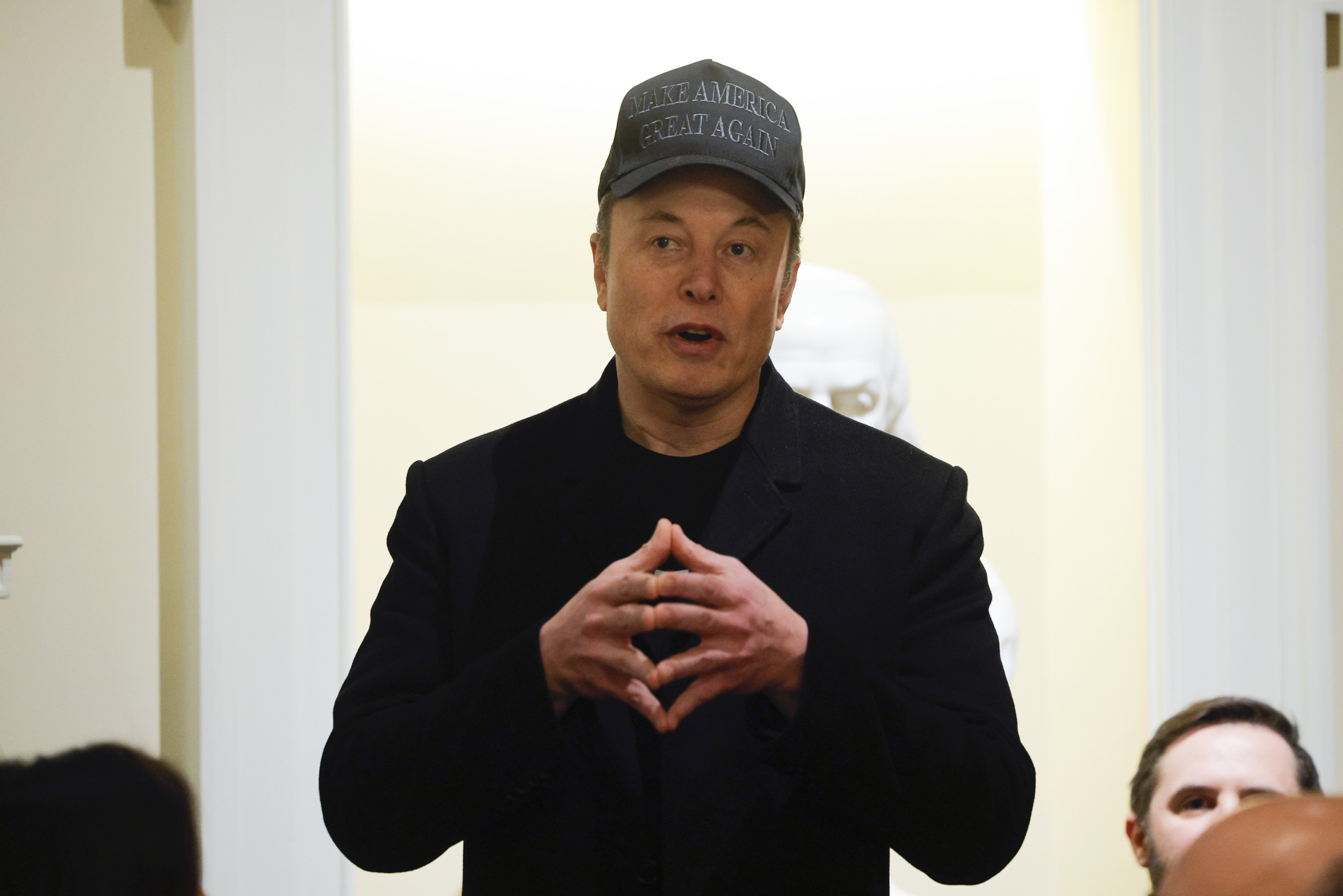 Elon Musk Suggests Removing Zelensky to Another Country - Newsweek