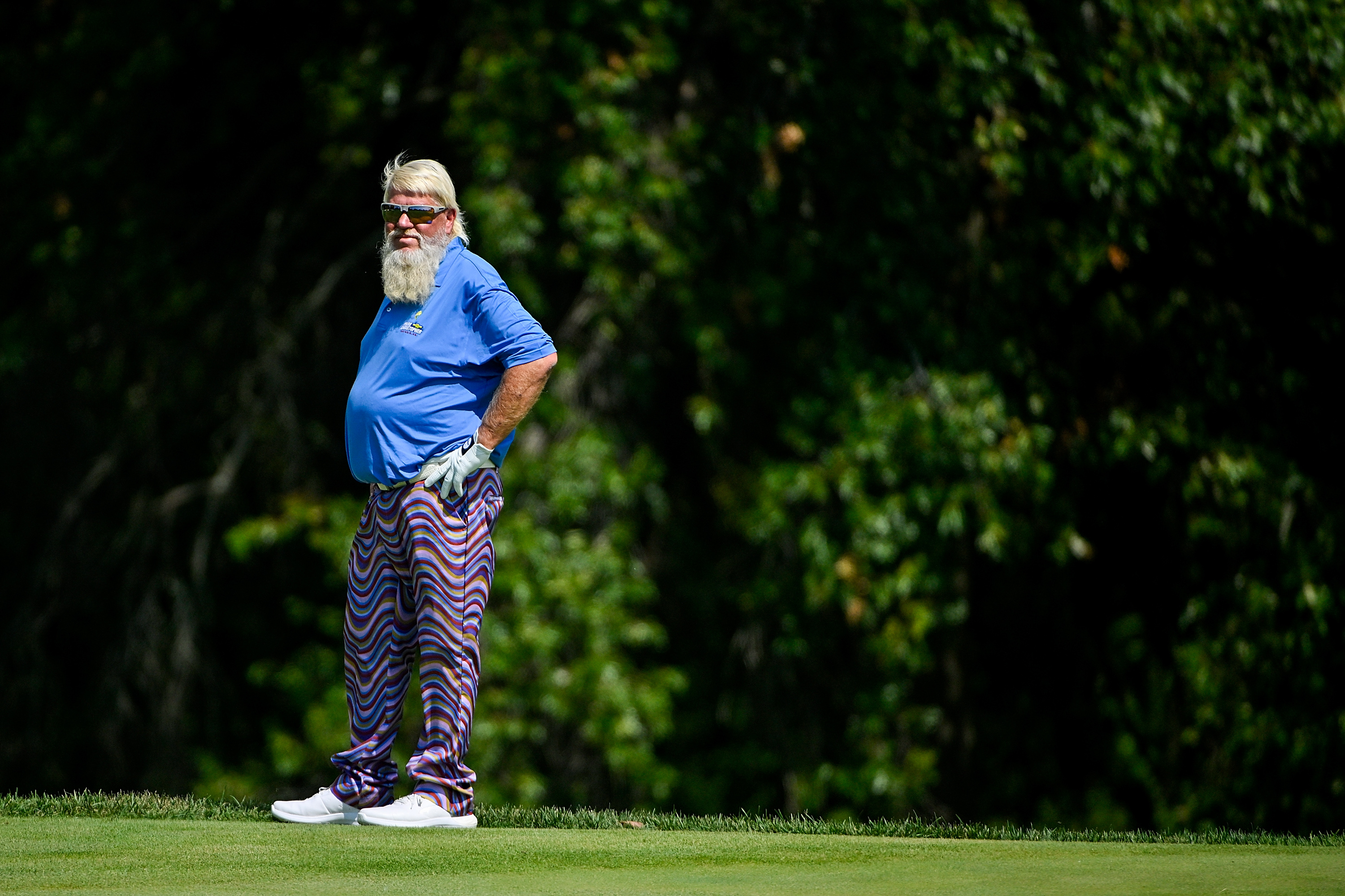 John Daly Shows Off His Signature Golf Style News Minimalist