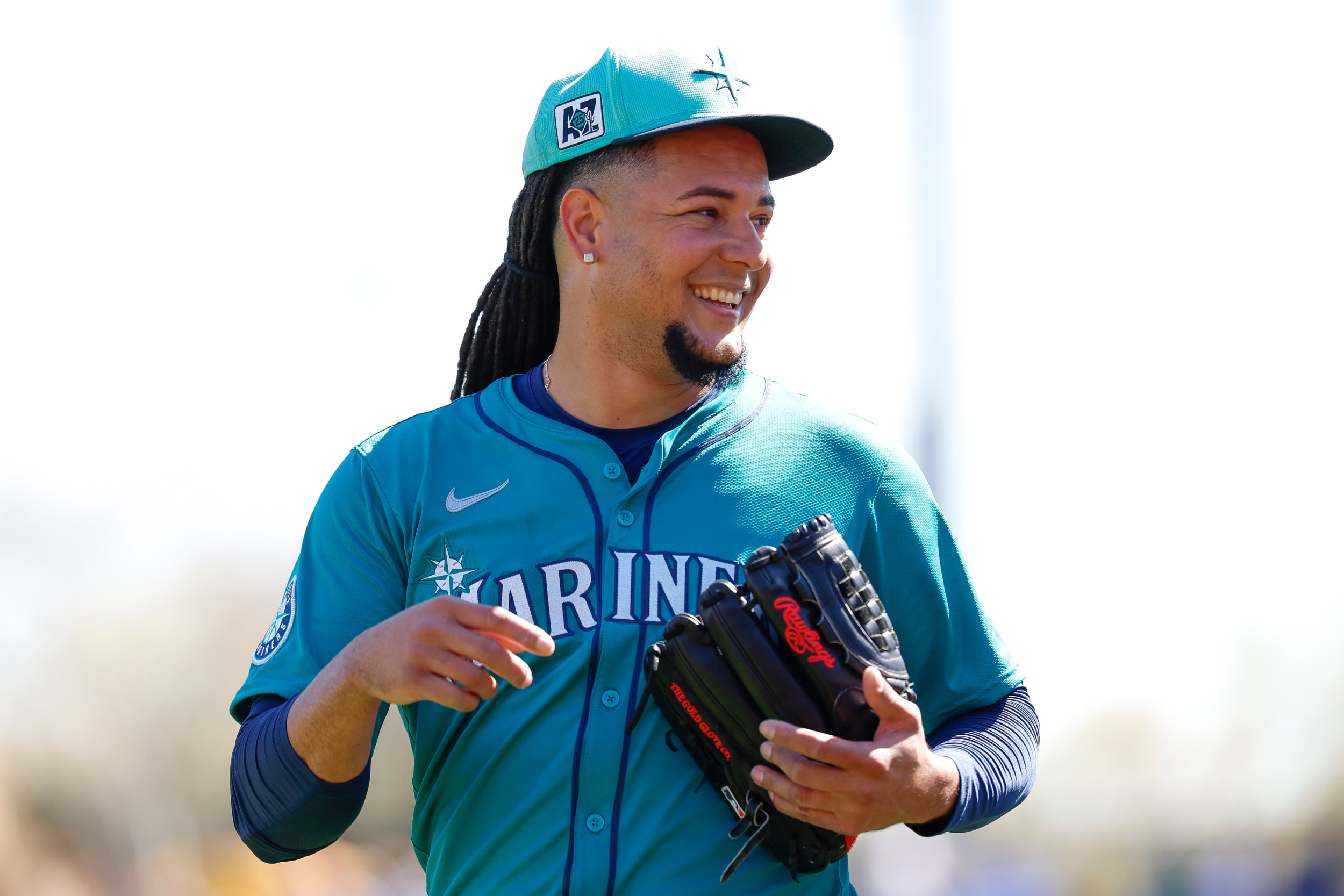 Blockbuster Yankees Trade Idea Would Send Luis Castillo To New York ...