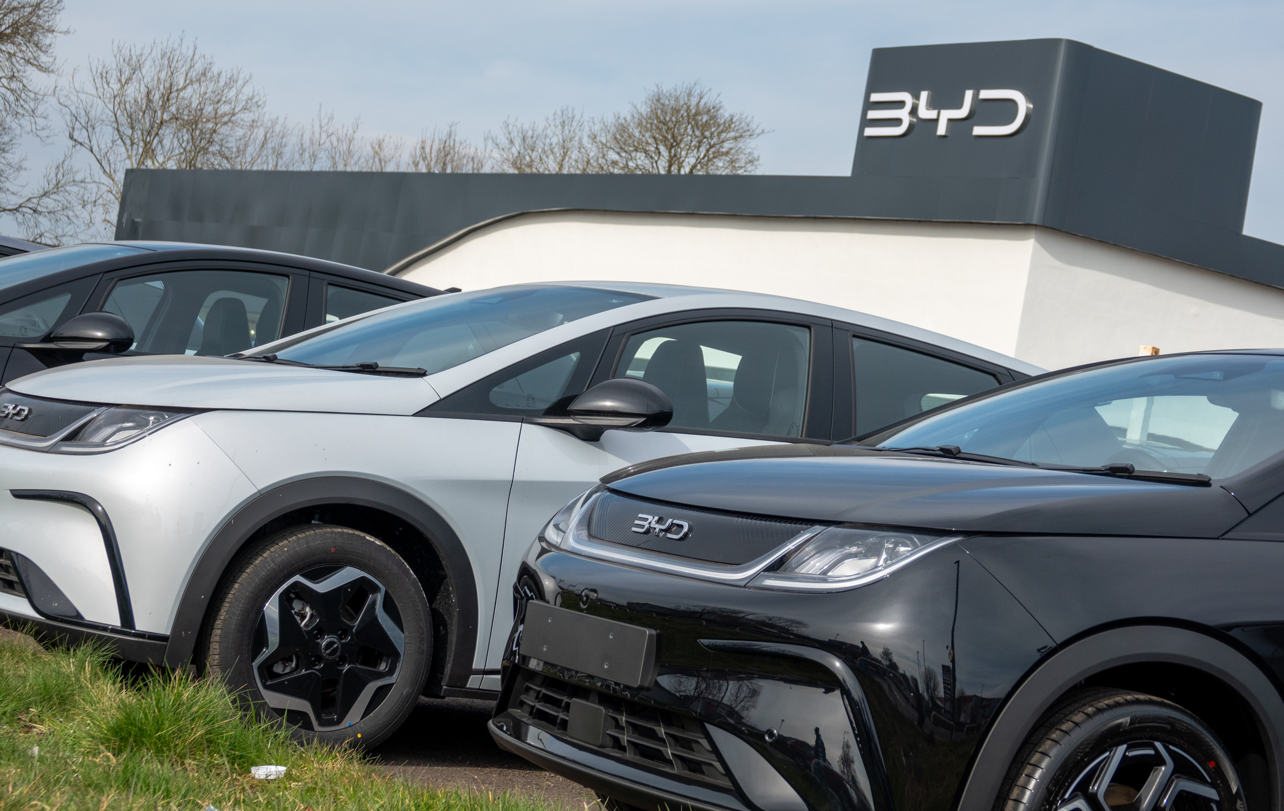 Chinese Tesla Rival BYD Looks to Double Overseas Sales | Debate Politics