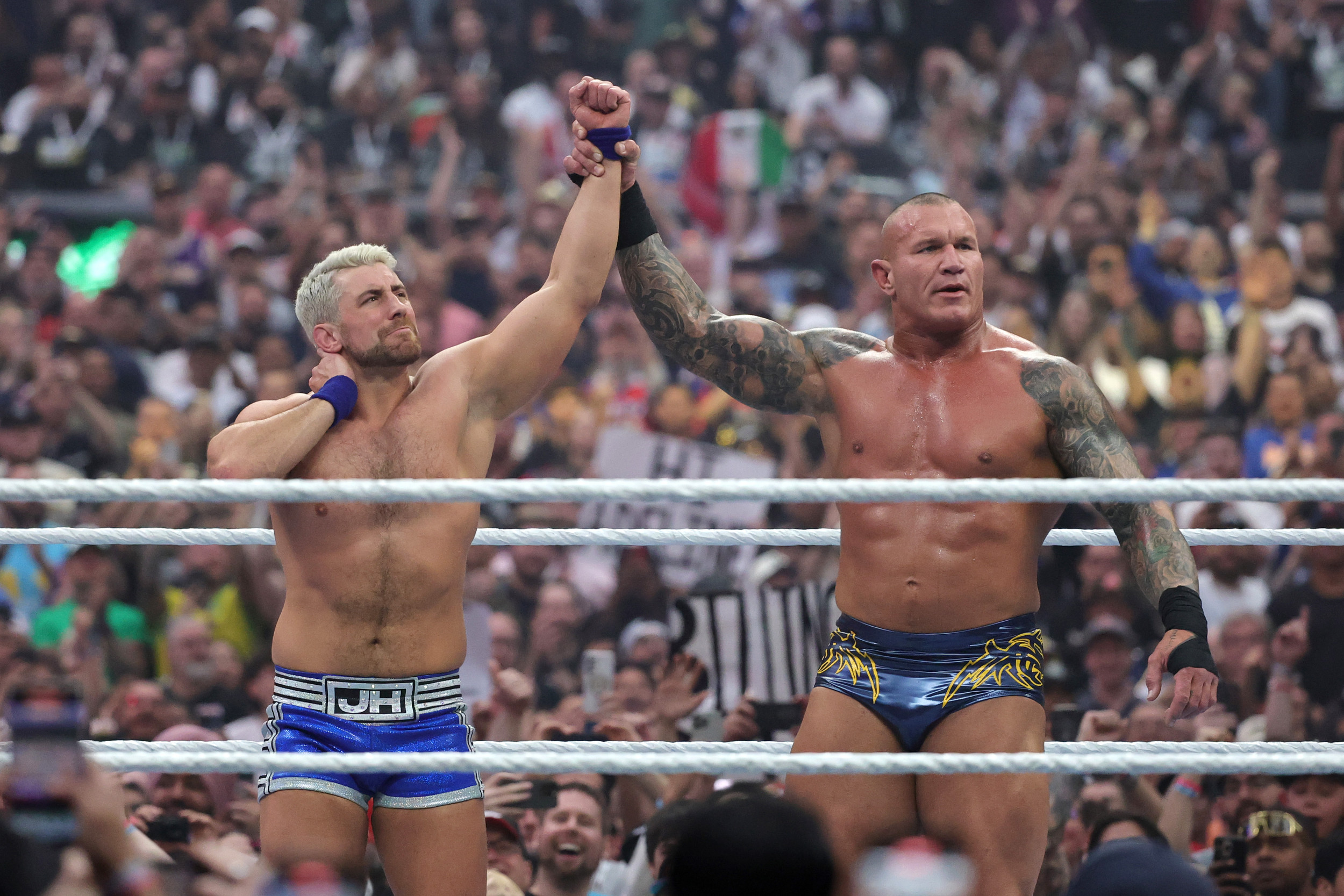 Joe Hendry Reveals When He Found Out About WWE WrestleMania Debut - Newsweek